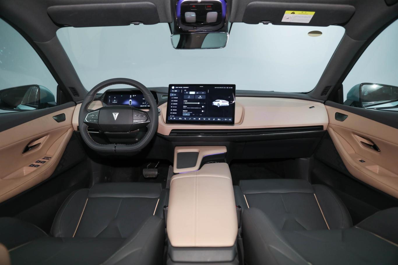 【深蓝SL03515km 纯电版内饰全景正拍图片-汽车图片大全】-易车