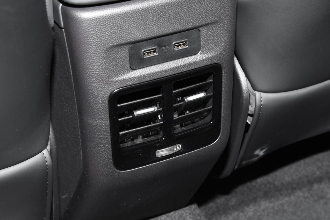 【小鹏G3G3i 460N+后排功能图片-汽车图片大全】-易车