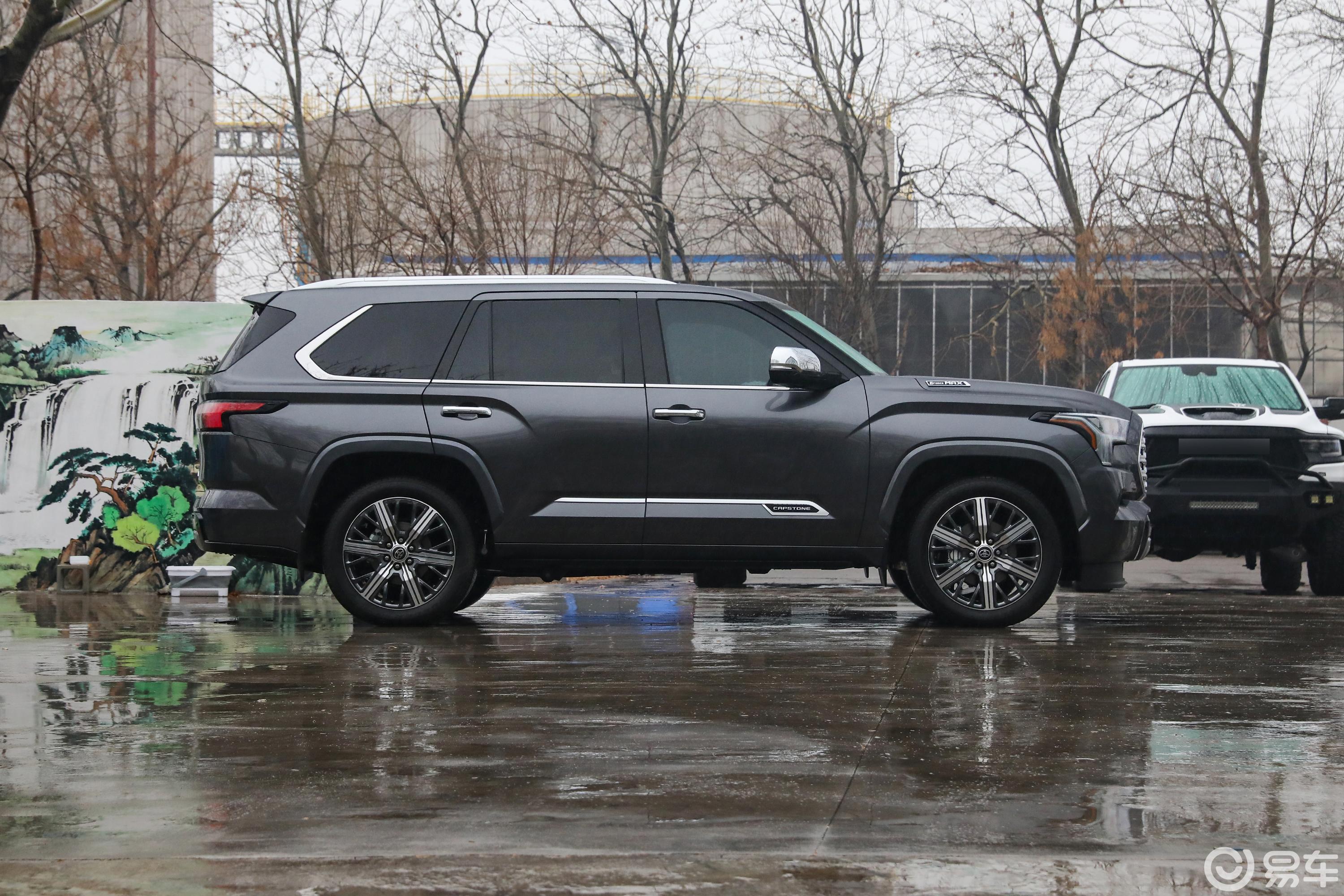 【2023款 混动 3.5T 四驱Platinum汽车图片-汽车图片大全】-易车