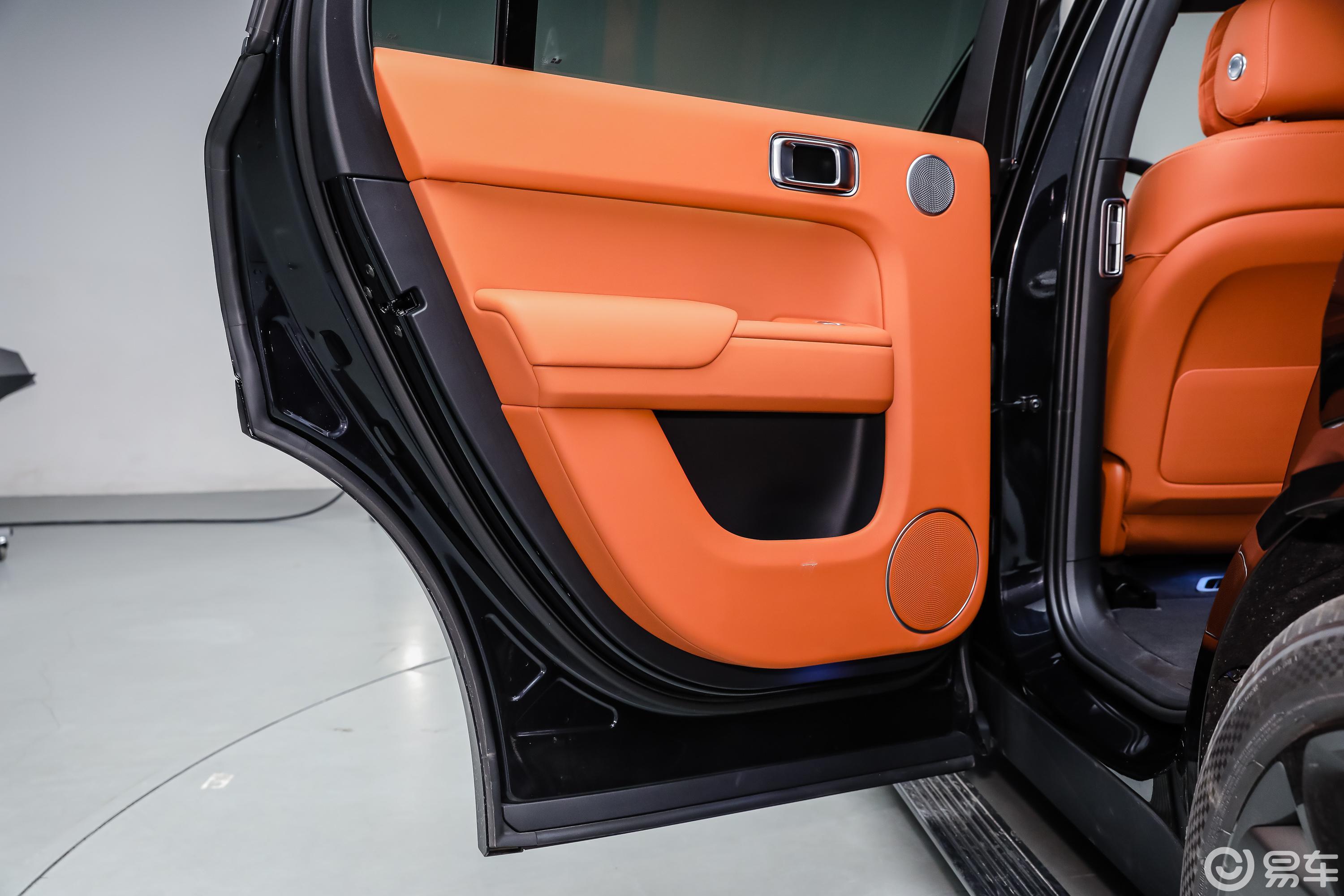 【理想L7L7 Max版后排功能图片-汽车图片大全】-易车