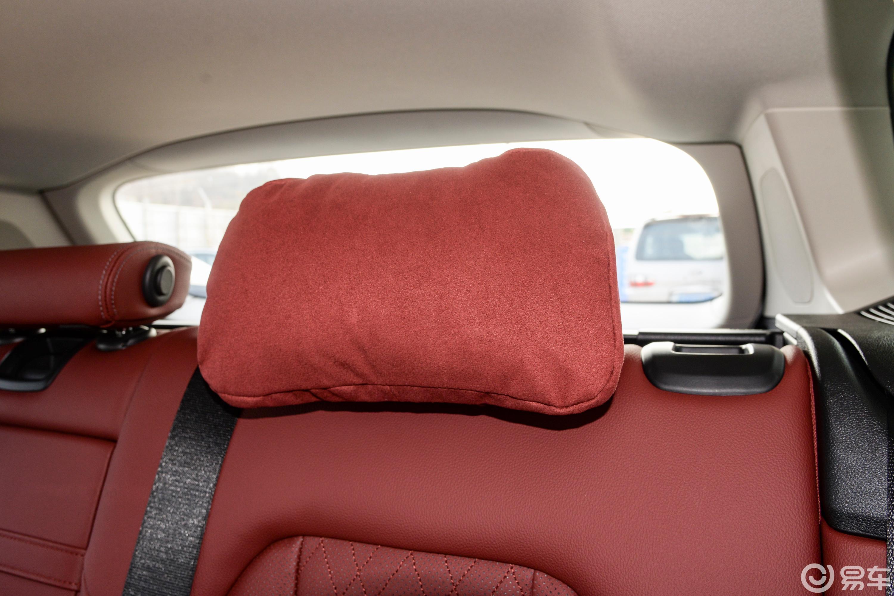 【宝马iX3535km 创领型后排空间图片-汽车图片大全】-易车