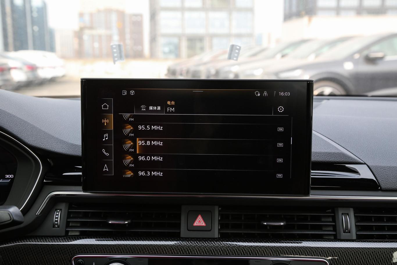 【奥迪S53.0T Cabriolet车机图片-汽车图片大全】-易车