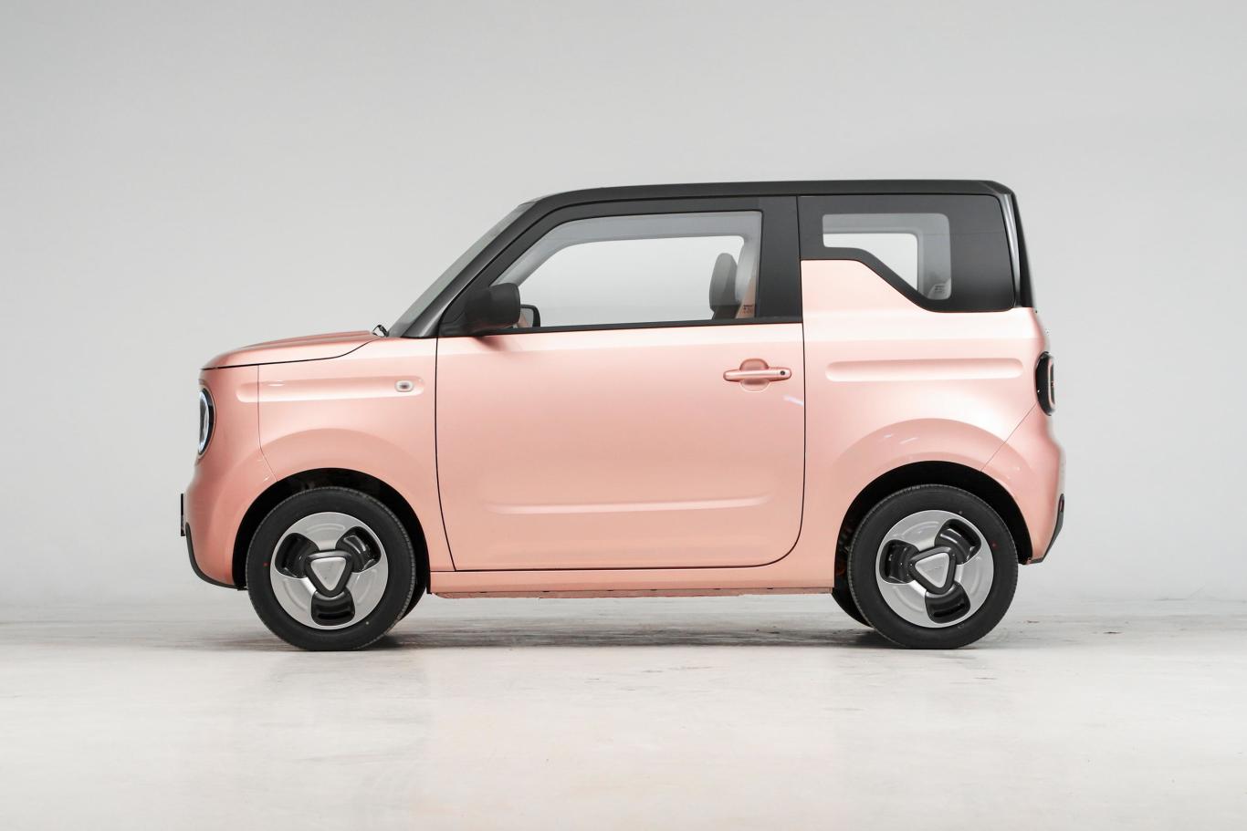 【熊猫熊猫mini 200km 灵动熊正侧车头向左水平图片-汽车图片大全】-易车