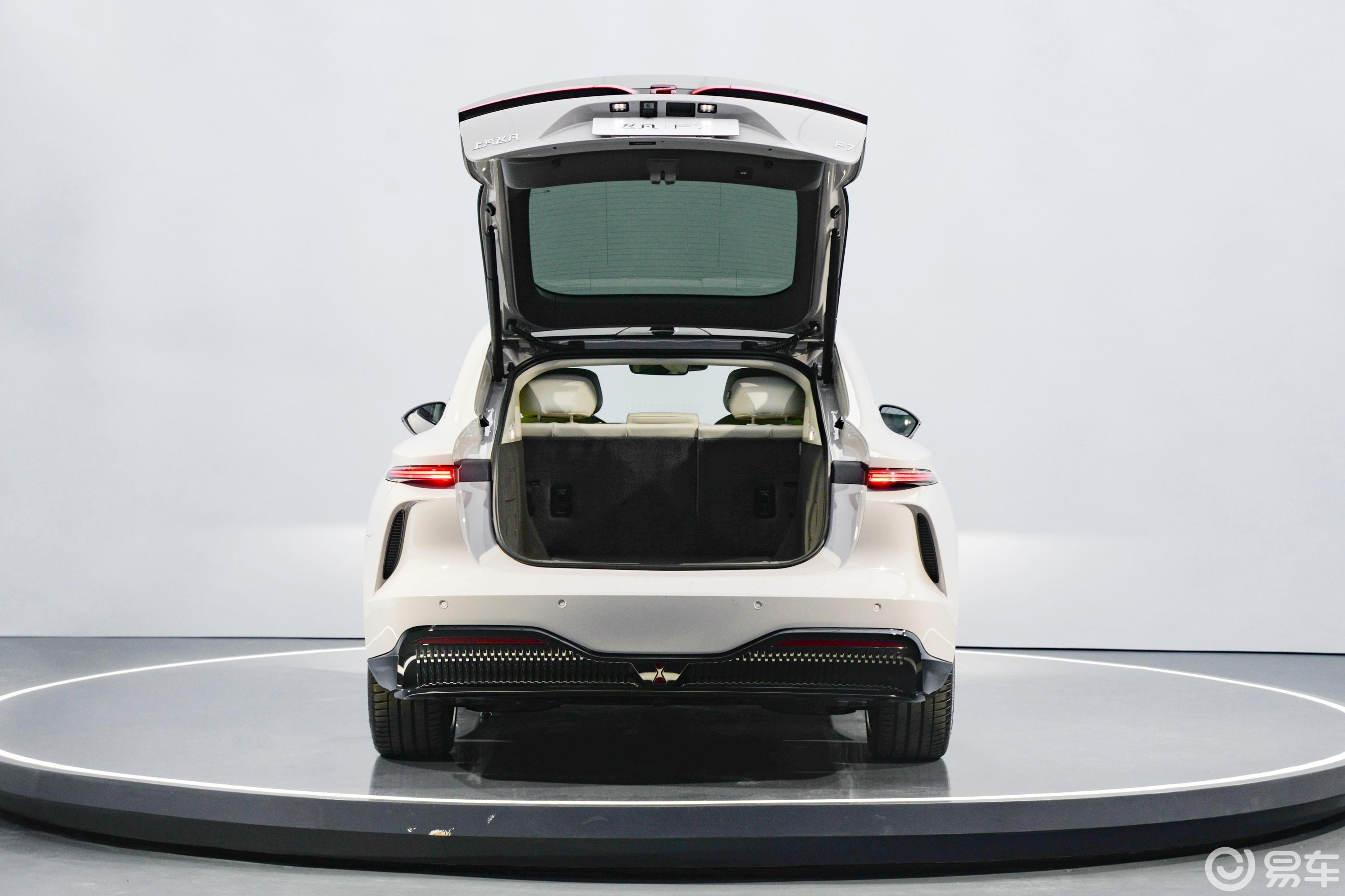 【飞凡F7600km 四驱性能Pro版后备厢图片-汽车图片大全】-易车