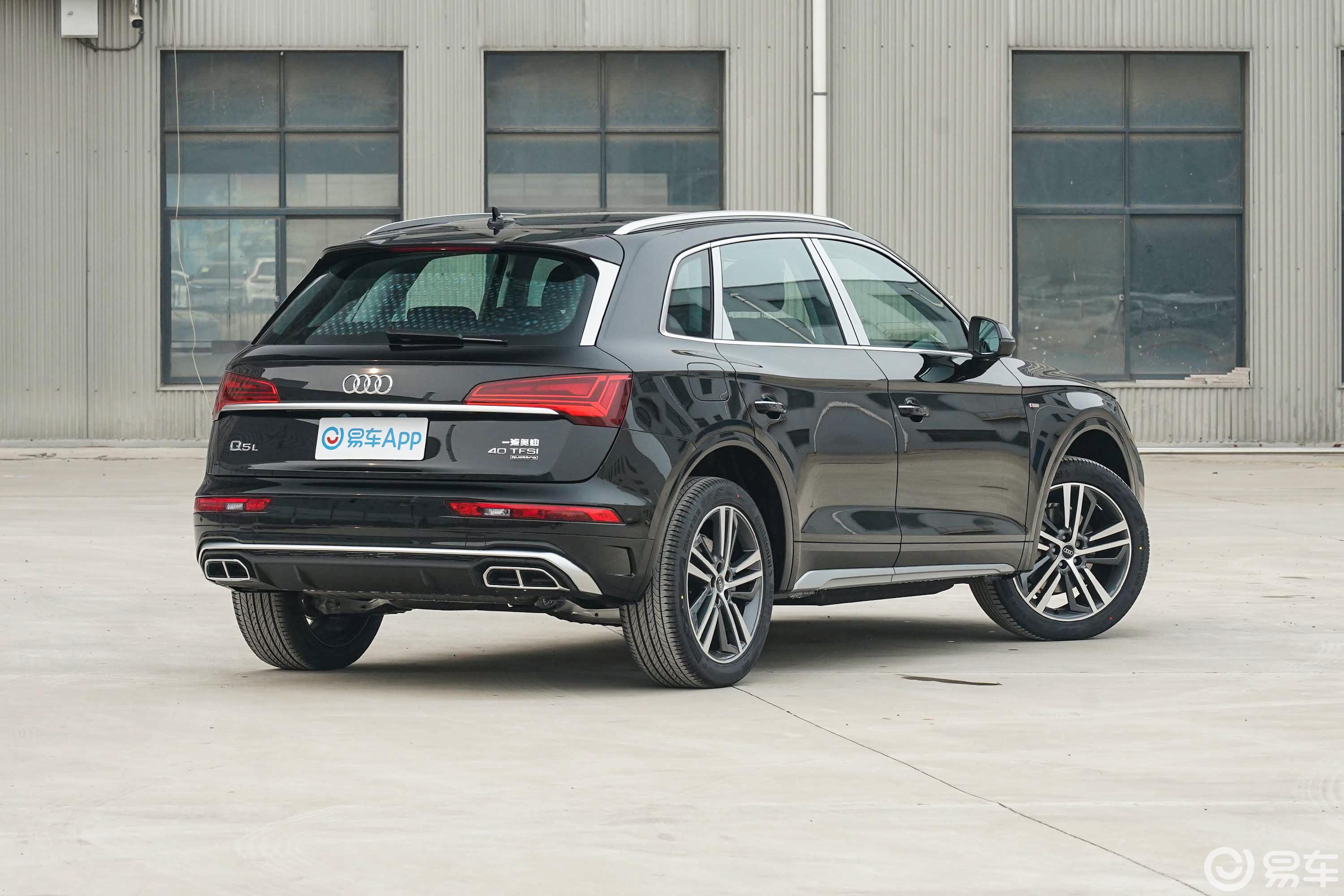 【奥迪Q5L40 TFSI 时尚动感型侧后45度车头向右水平图片-汽车图片大全】-易车