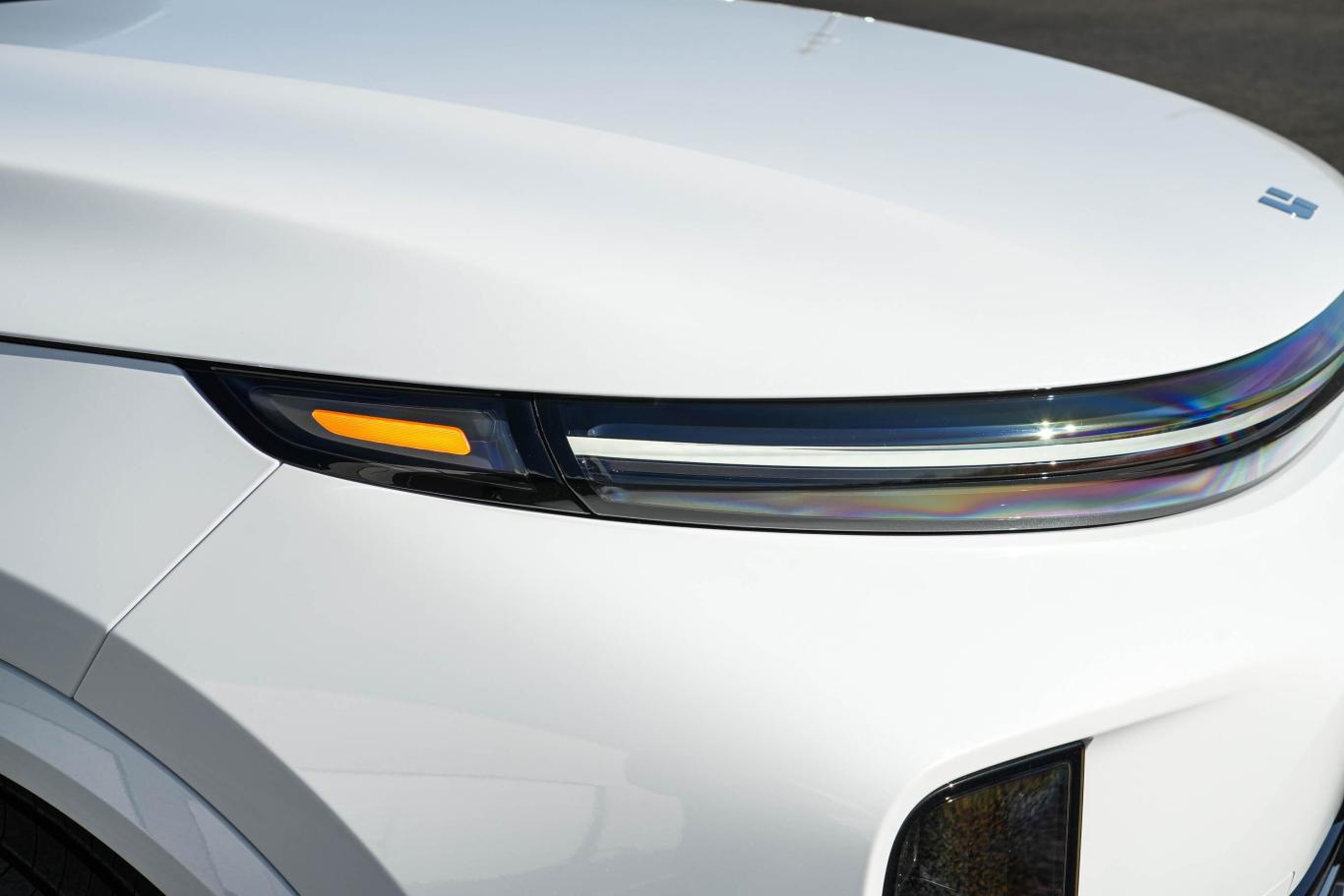 【理想L7L7 Pro大灯侧45度俯拍图片-汽车图片大全】-易车