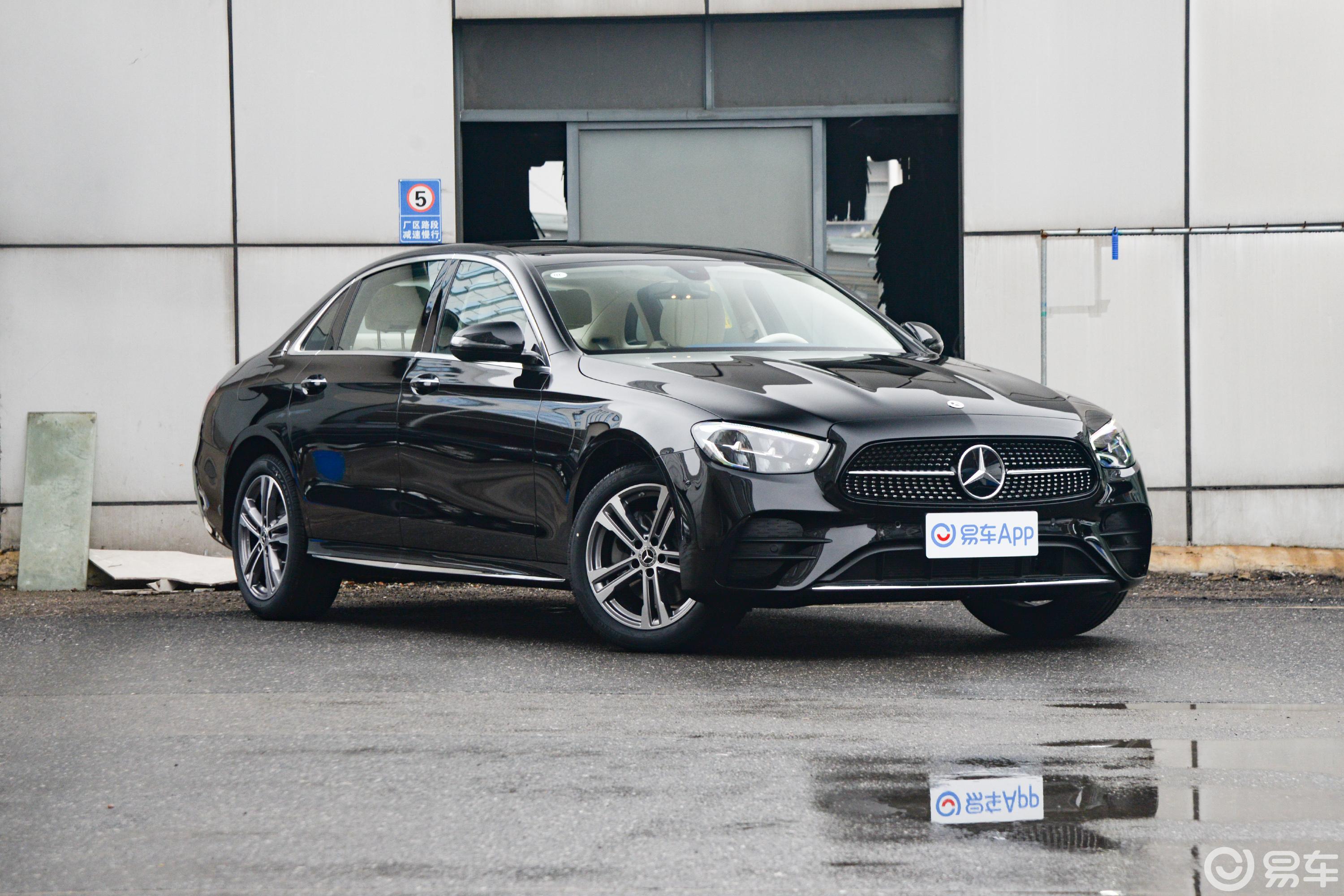 【奔驰E级E 260 L 运动型 4MATIC侧前45度车头向右水平图片-汽车图片大全】-易车