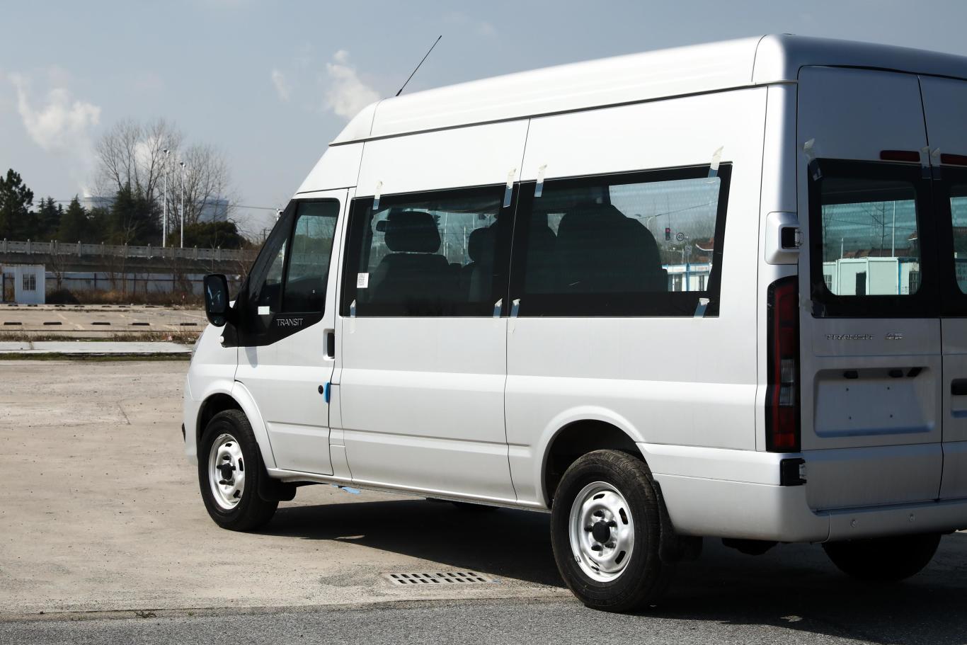 【新世代全顺Pro 2.2T AMT中轴中高顶物流车 7座外观细节图片-汽车图片大全】-易车