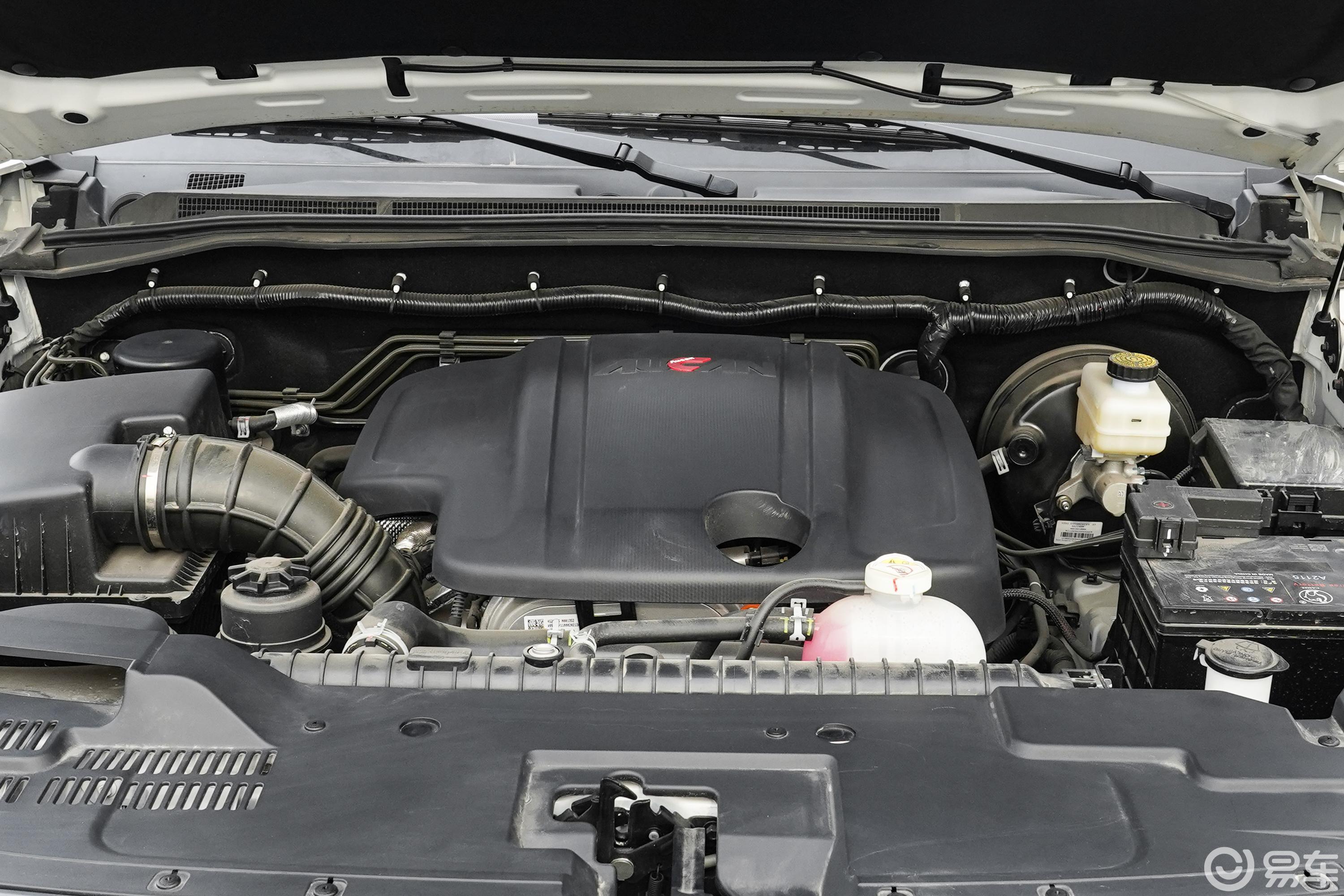 【大将军F9 SUV2.0T 豪华型发动机特写图片-汽车图片大全】-易车