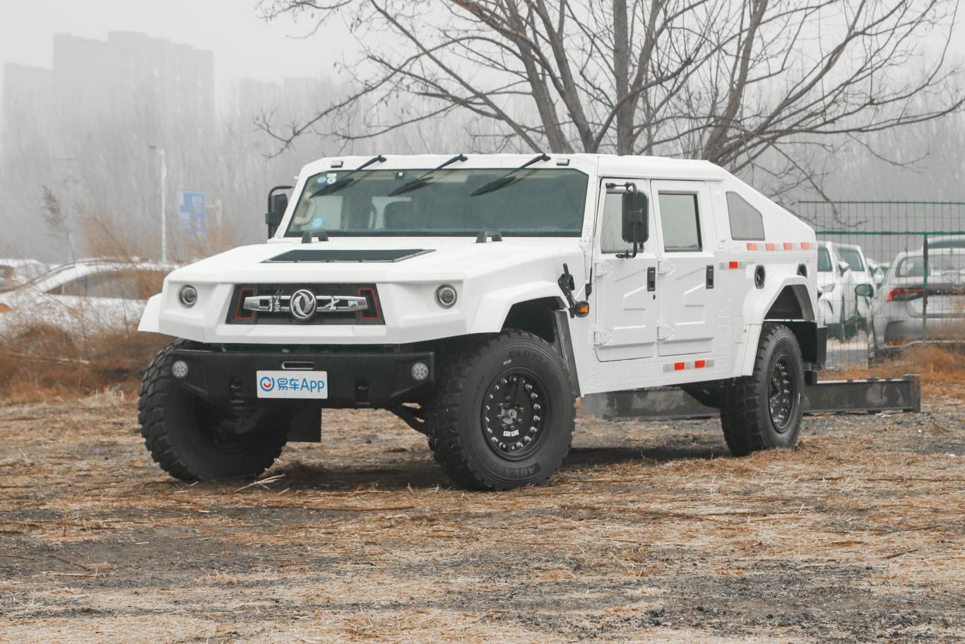 【猛士M50逆行者500 4.0T 溜背厢式侧前45度车头向左水平图片-汽车图片大全】-易车