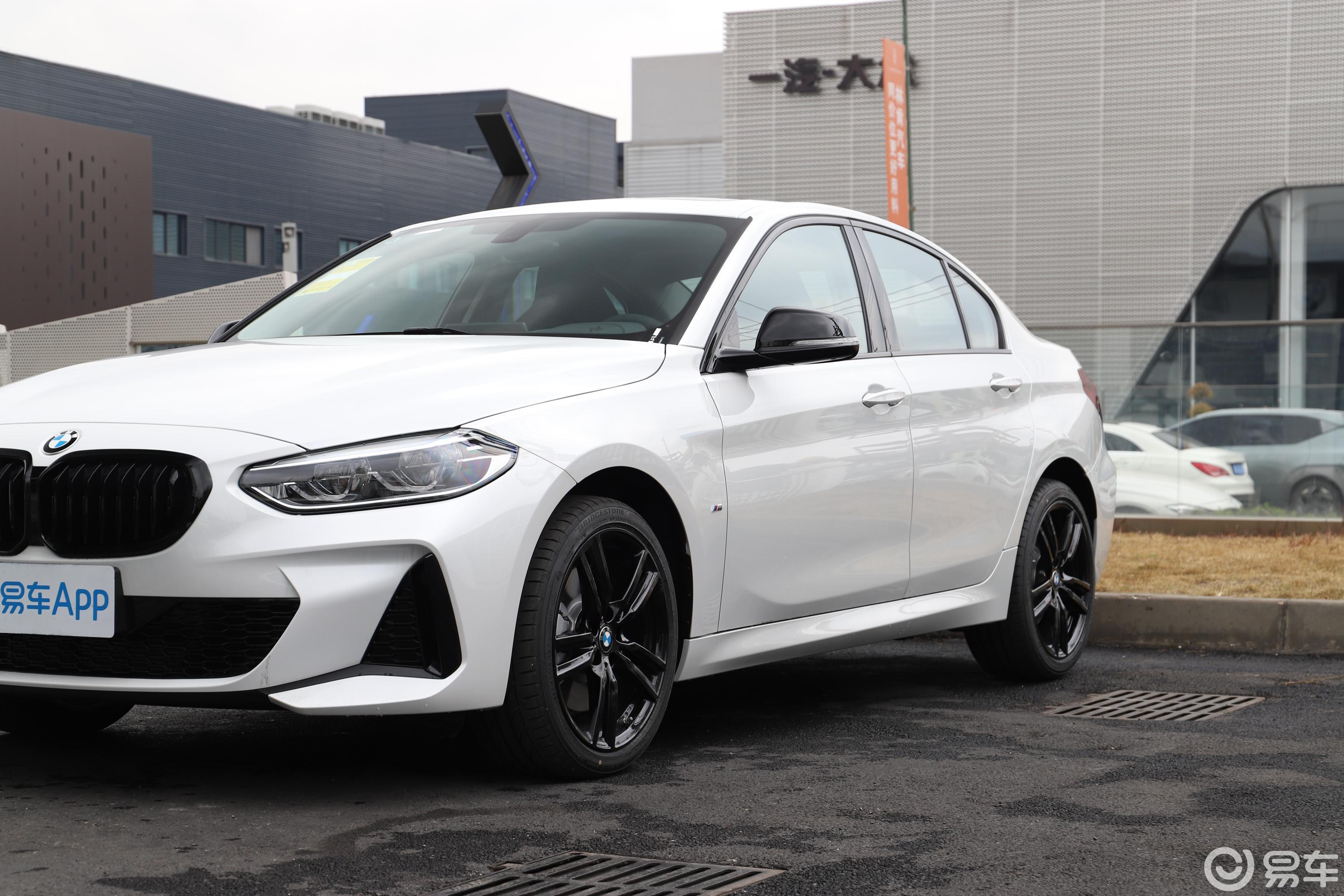 【宝马1系125i M运动曜夜版外观细节图片-汽车图片大全】-易车