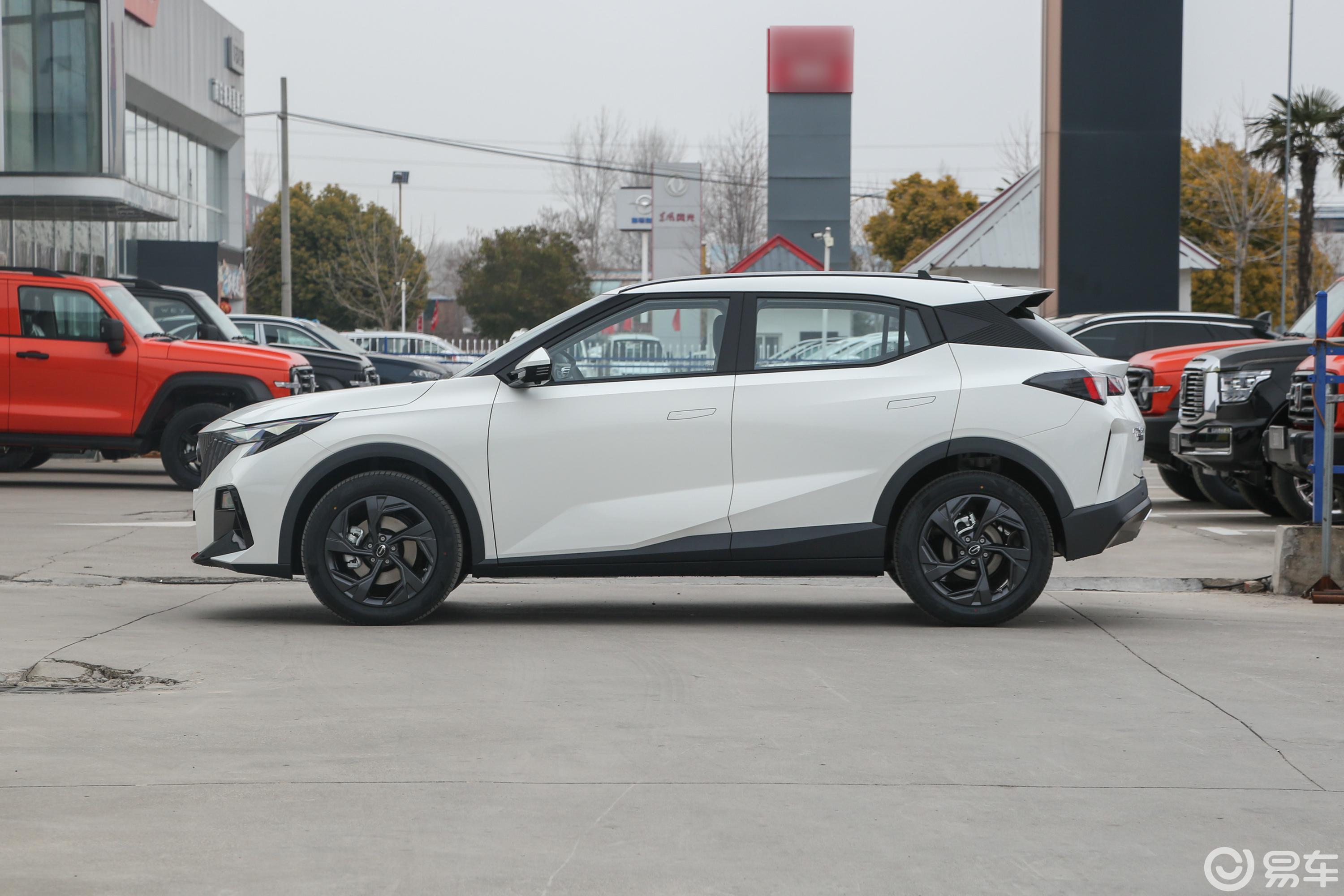 【传祺GS3影速 270T 劲享版正侧车头向左水平图片-汽车图片大全】-易车