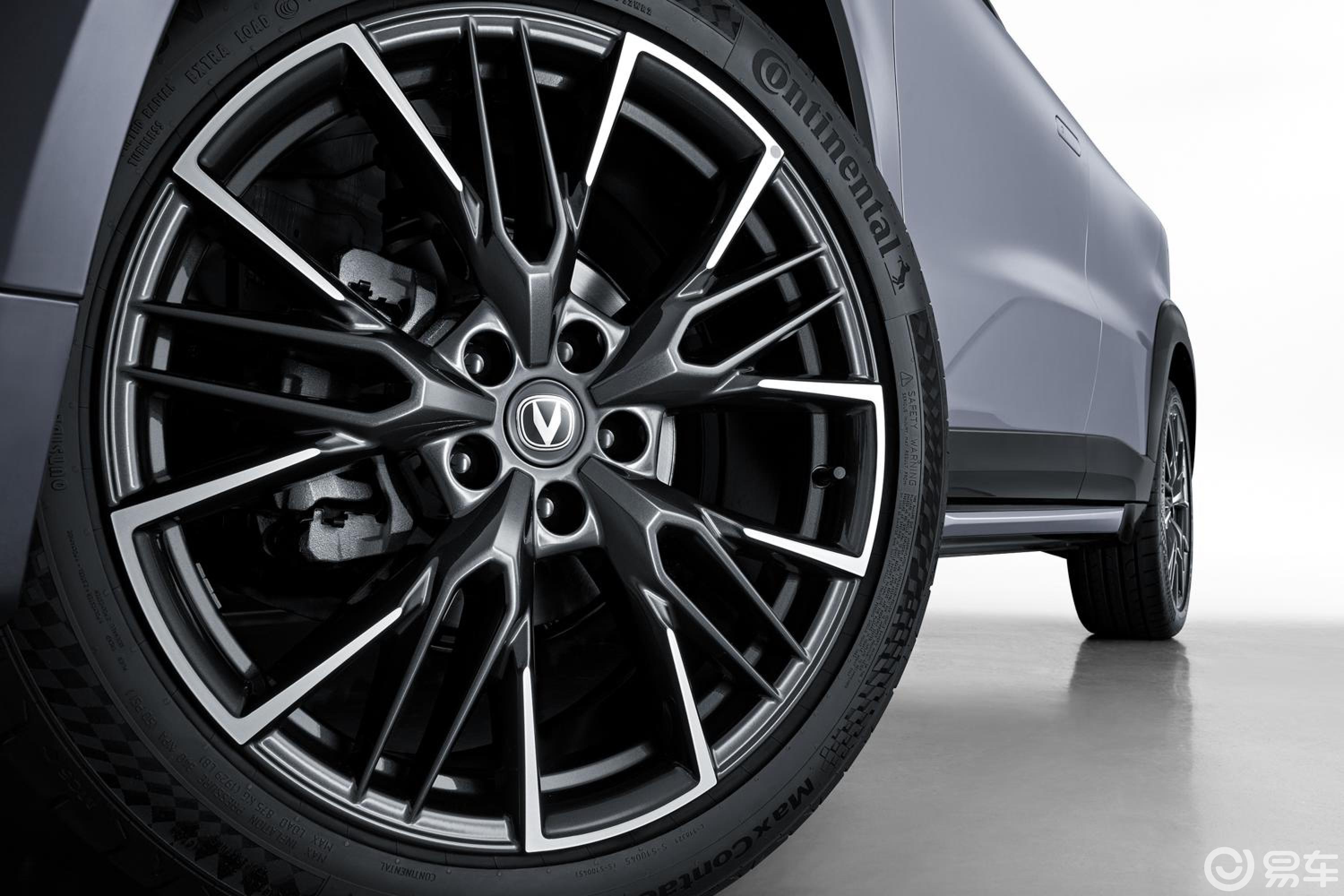 【长安UNI-T第二代 运动版 1.5T 旗舰型图片-汽车图片大全】-易车