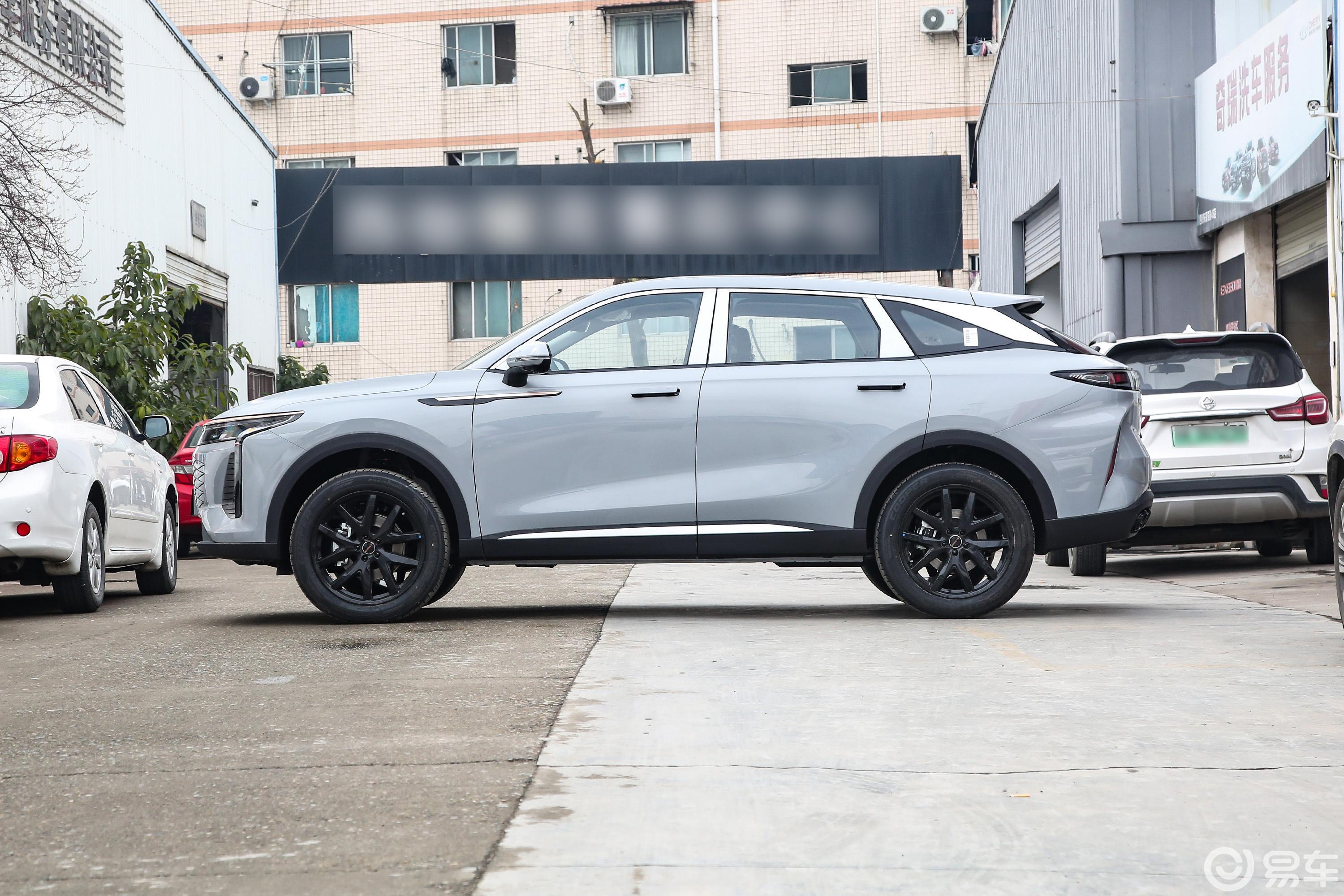 【星途瑶光400T 双离合四驱优享版正侧车头向左水平图片-汽车图片大全】-易车