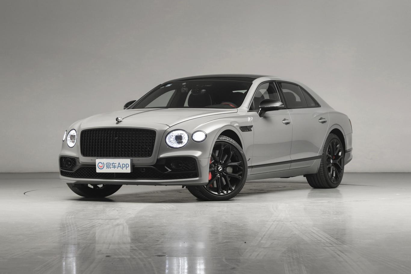 【飞驰4.0T V8 S侧前45度车头向左水平图片-汽车图片大全】-易车