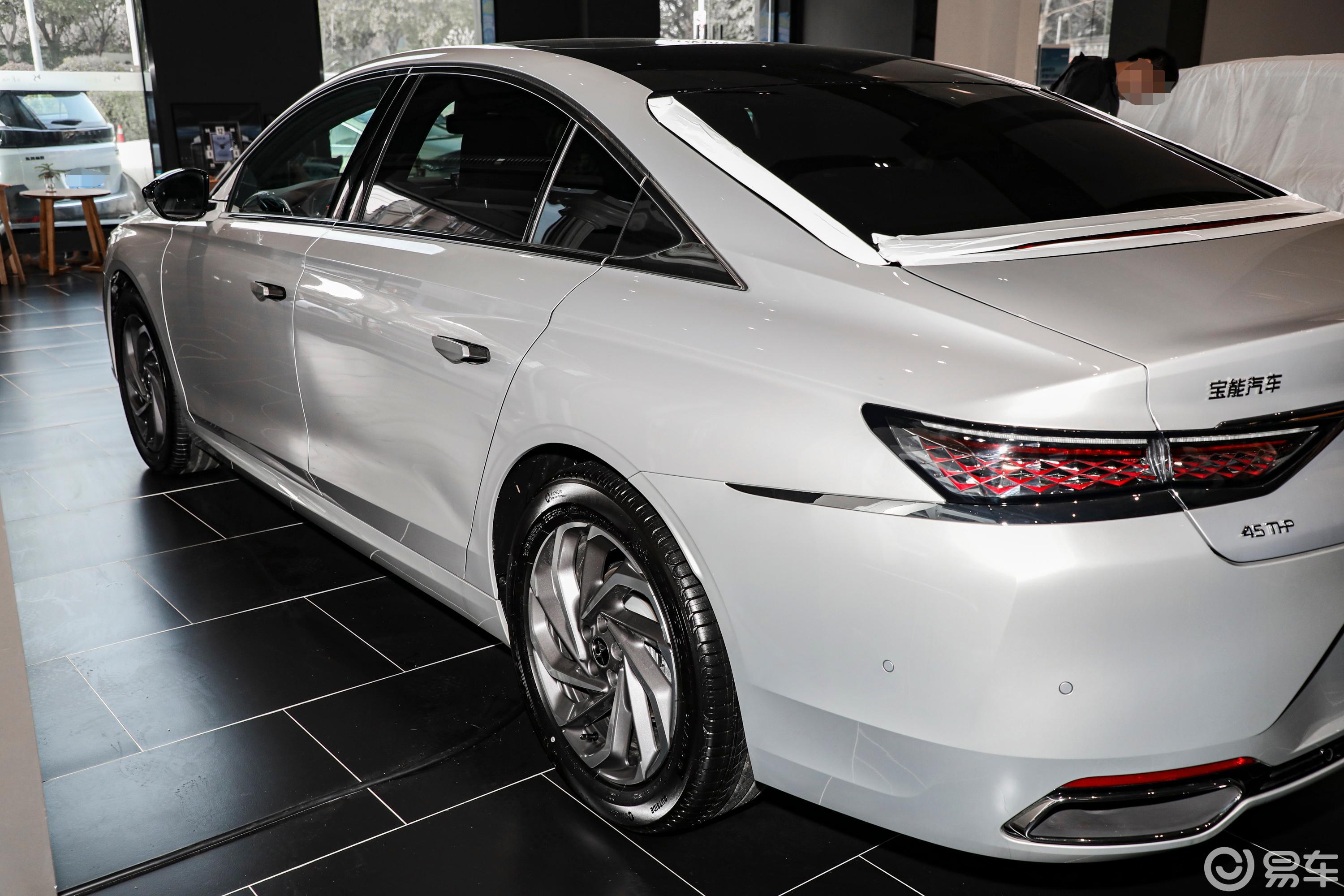 【DS 945THP 歌剧院轻享版外观细节图片-汽车图片大全】-易车