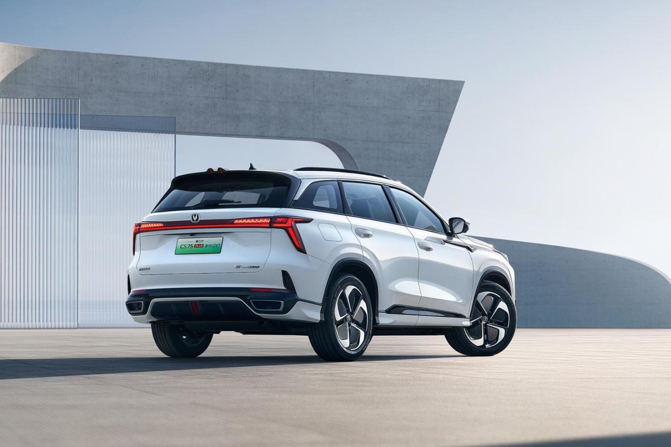 【长安CS75PLUS 智电iDD1.5T 150km 智领型图片-汽车图片大全】-易车