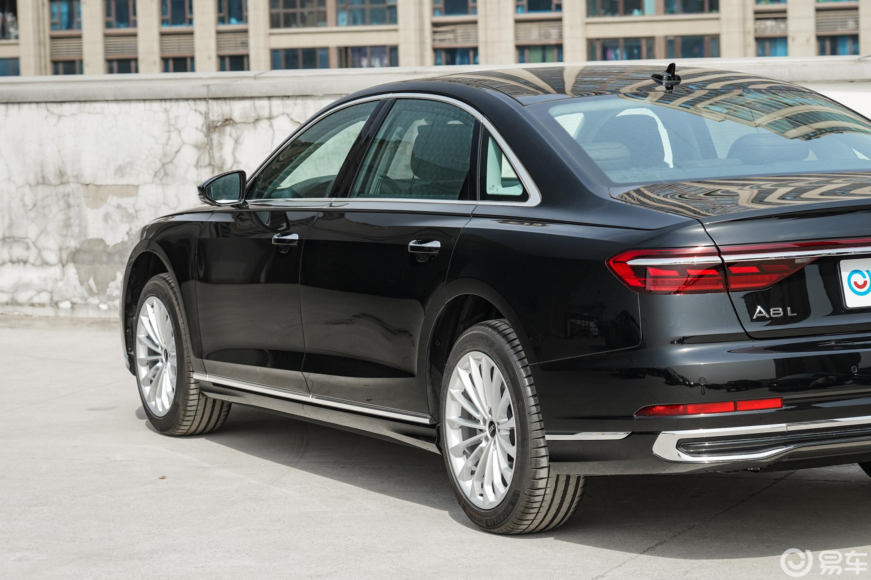 【奥迪A8改款 A8L 45 TFSI quattro 豪华型外观细节图片-汽车图片大全】-易车