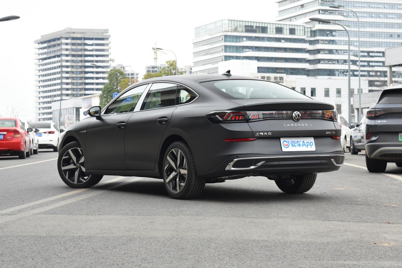 【凌渡凌渡L 280TSI 酷辣版侧后45度车头向左水平图片-汽车图片大全】-易车