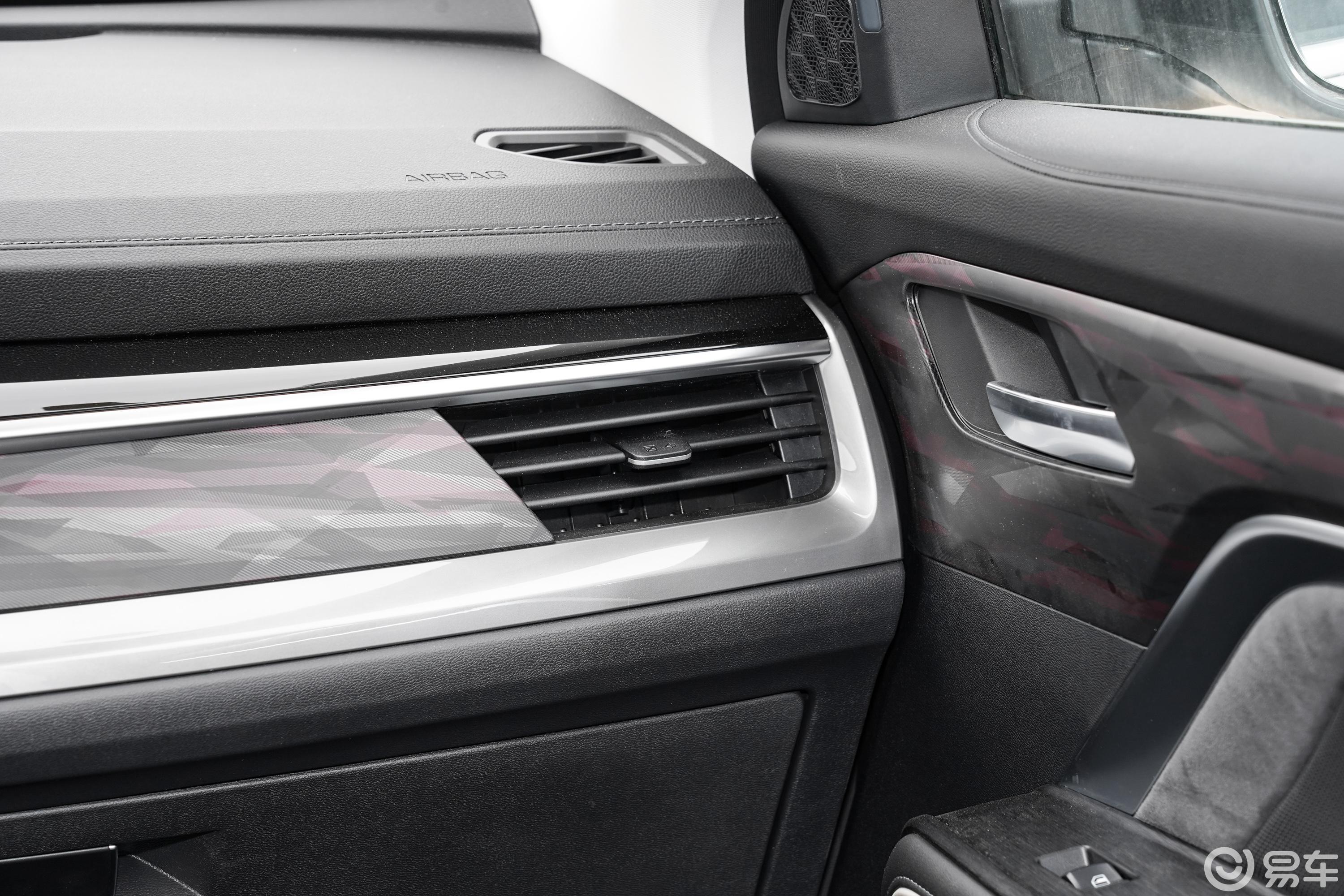 【哈弗H6国潮版 1.5T 两驱冠军版副驾驶位图片-汽车图片大全】-易车