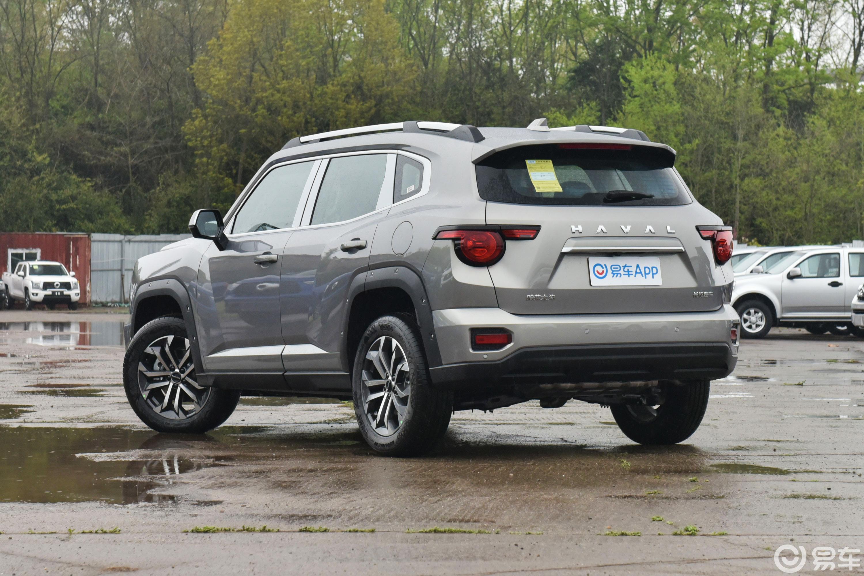 【哈弗二代大狗2.0T 两驱潮野版Plus侧后45度车头向左水平图片-汽车图片大全】-易车