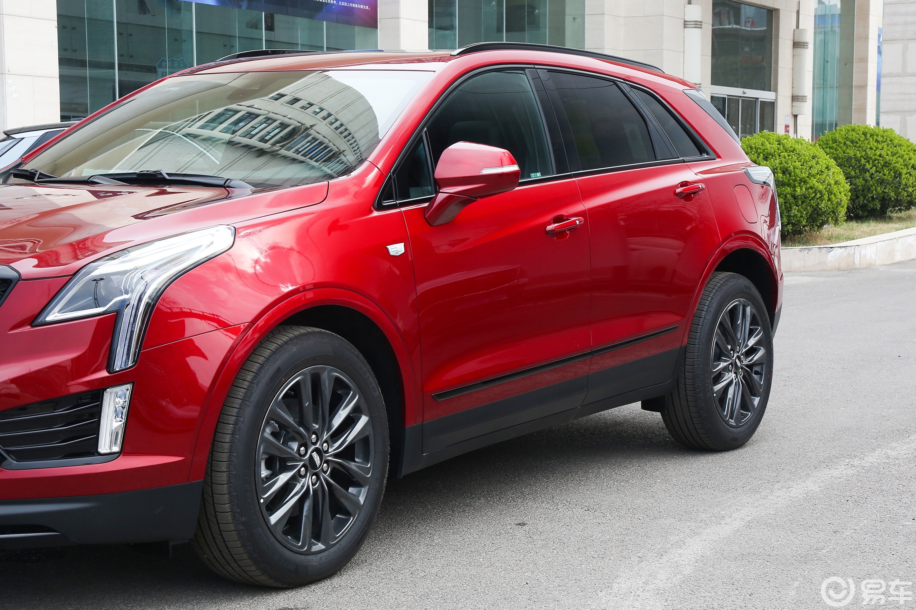 【凯迪拉克XT5轻混 2.0T 四驱豪华型蜂鸟版外观细节图片-汽车图片大全】-易车