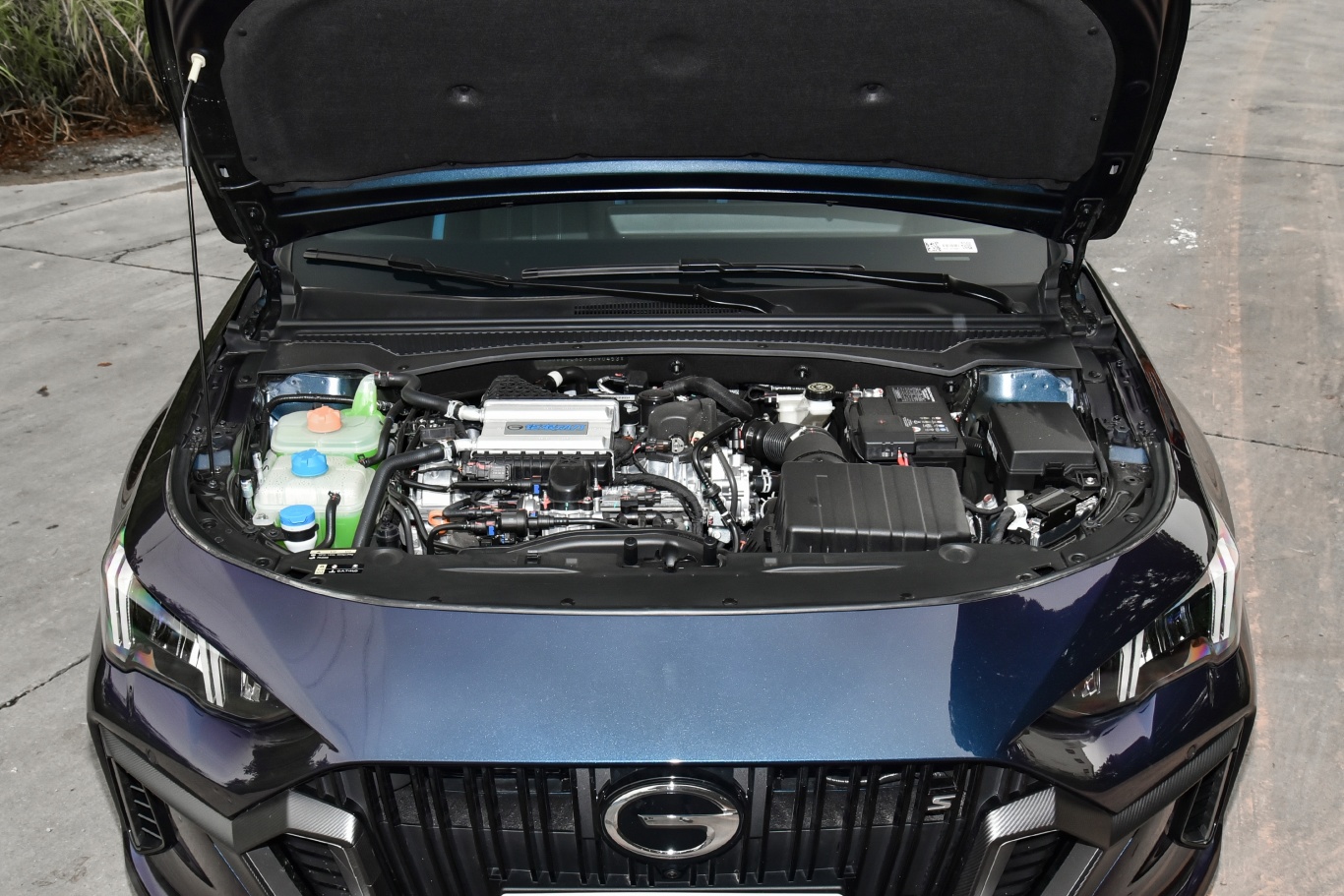 【影豹270T 双离合J16银河战机版发动机舱整体图片-汽车图片大全】-易车