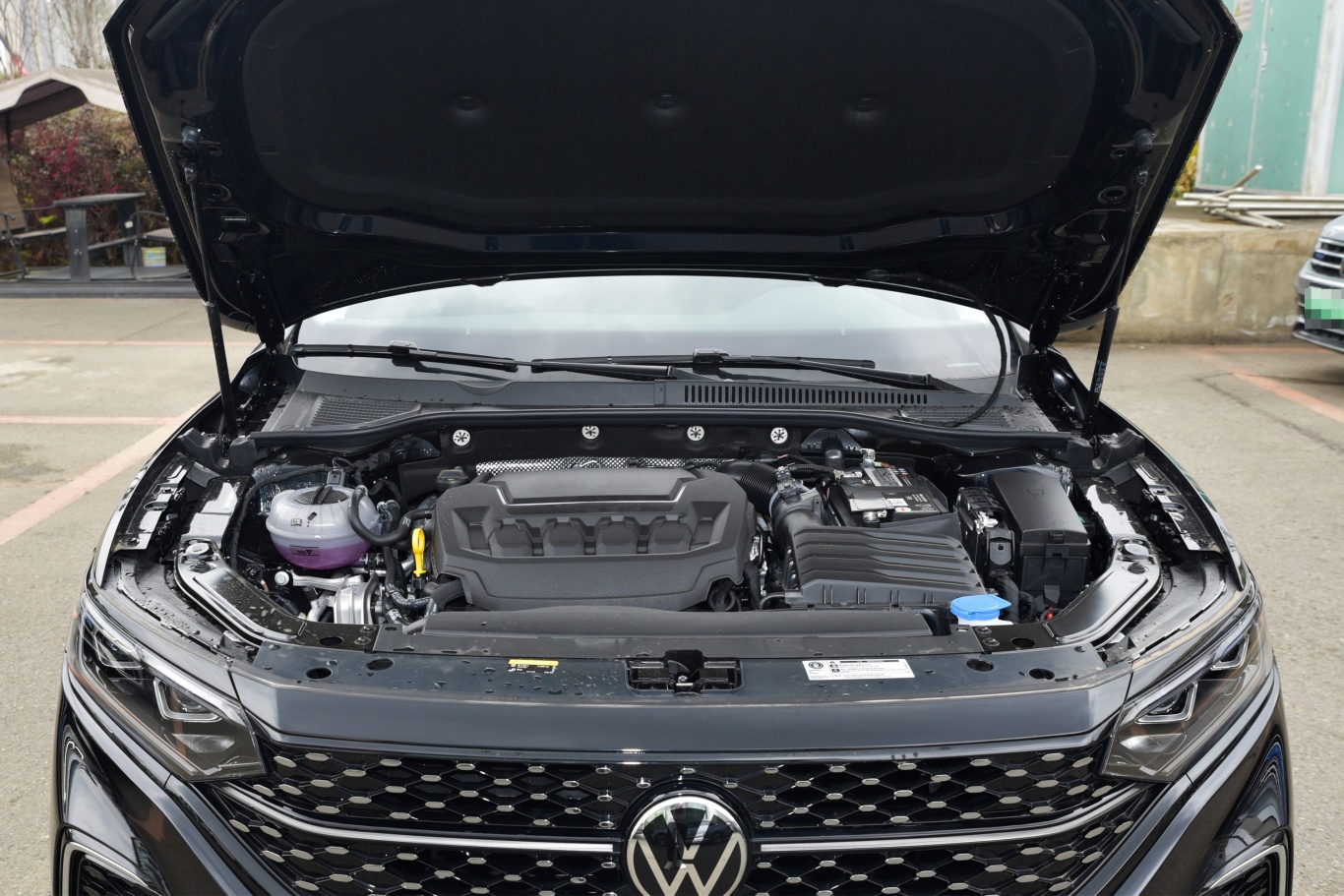 【帕萨特改款 330TSI 星空豪华版发动机舱整体图片-汽车图片大全】-易车