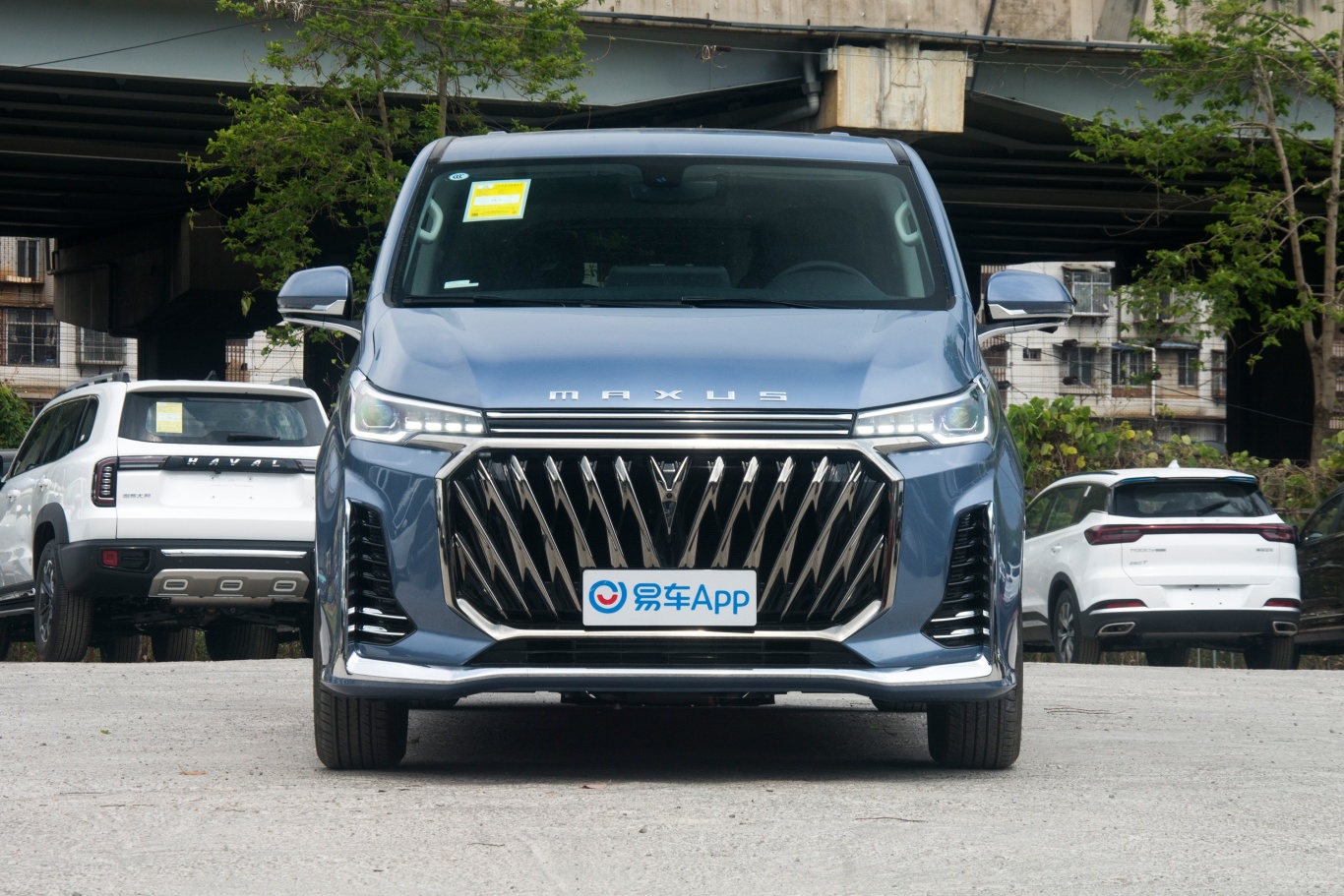 【大通G20PLUS 2.0T 自动尊雅版 汽油正前水平图片-汽车图片大全】-易车