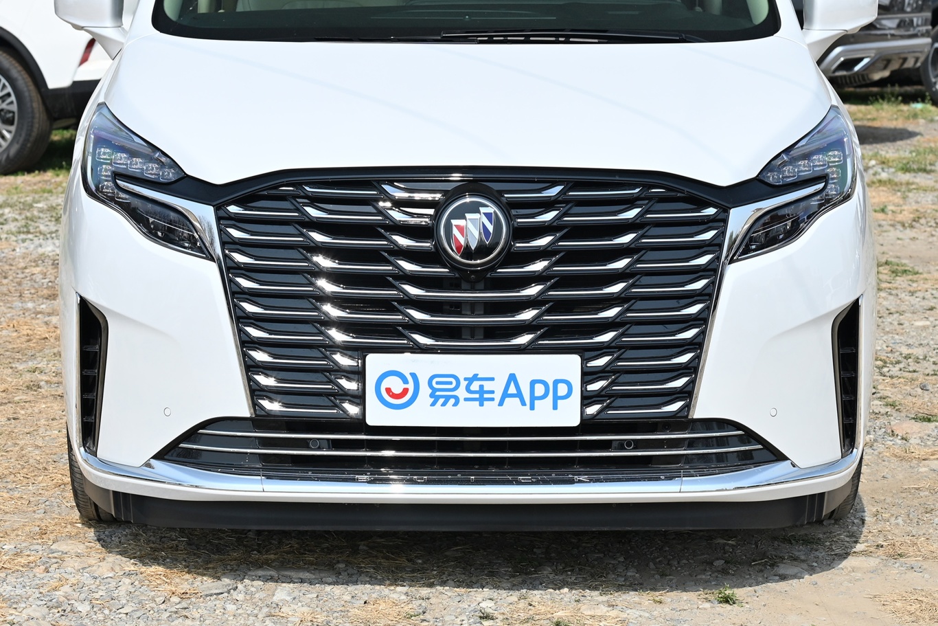 【别克GL8ES陆尊 2.0T 旗舰型 7座外观细节图片-汽车图片大全】-易车