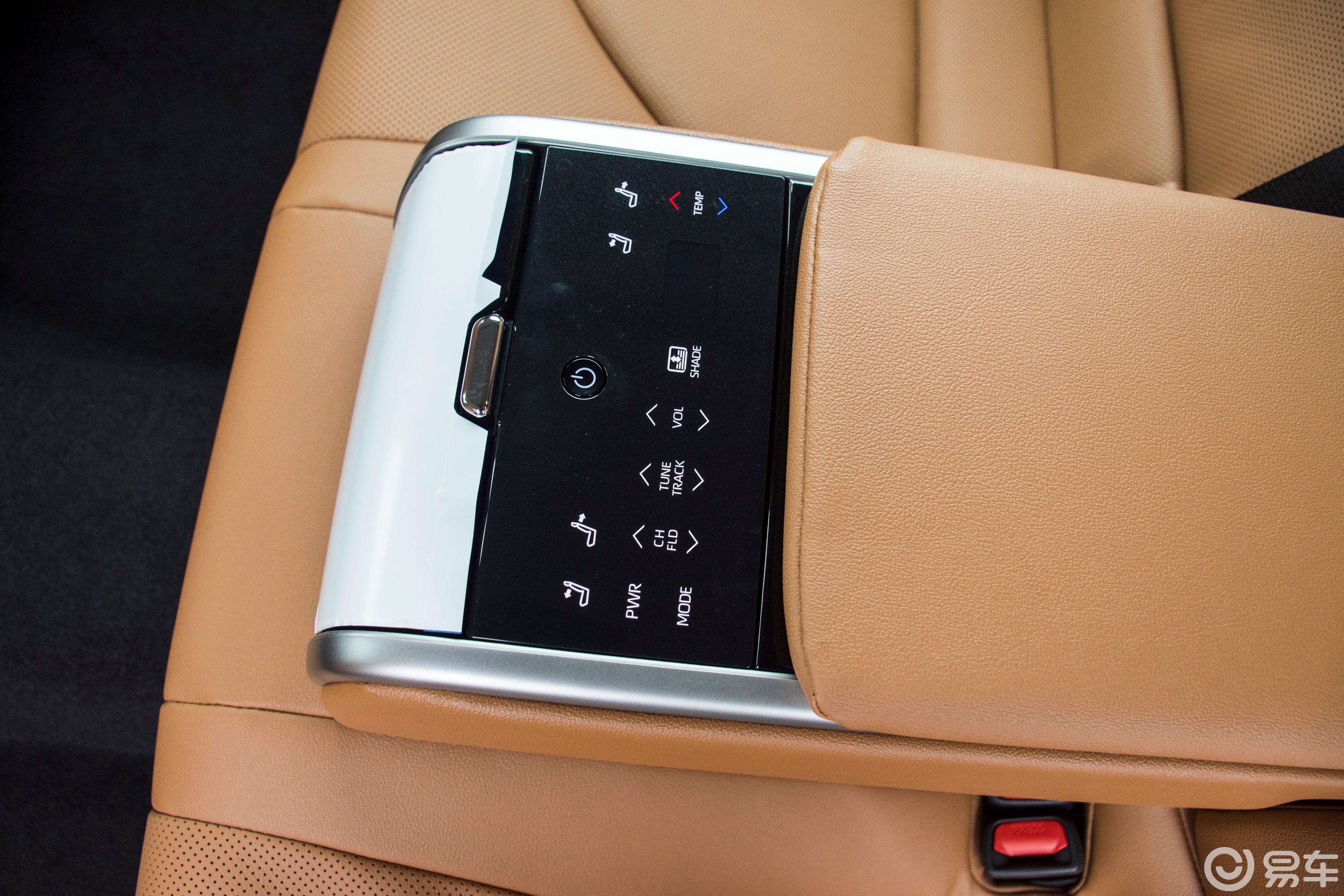 【凯美瑞2.5Q 旗舰版后排空调控制键图片-汽车图片大全】-易车