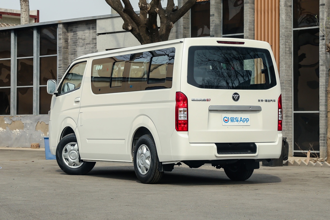 【风景G7商运版 2.4L 短轴低顶明窗 10座 汽油侧后45度车头向左水平图片-汽车图片大全】-易车