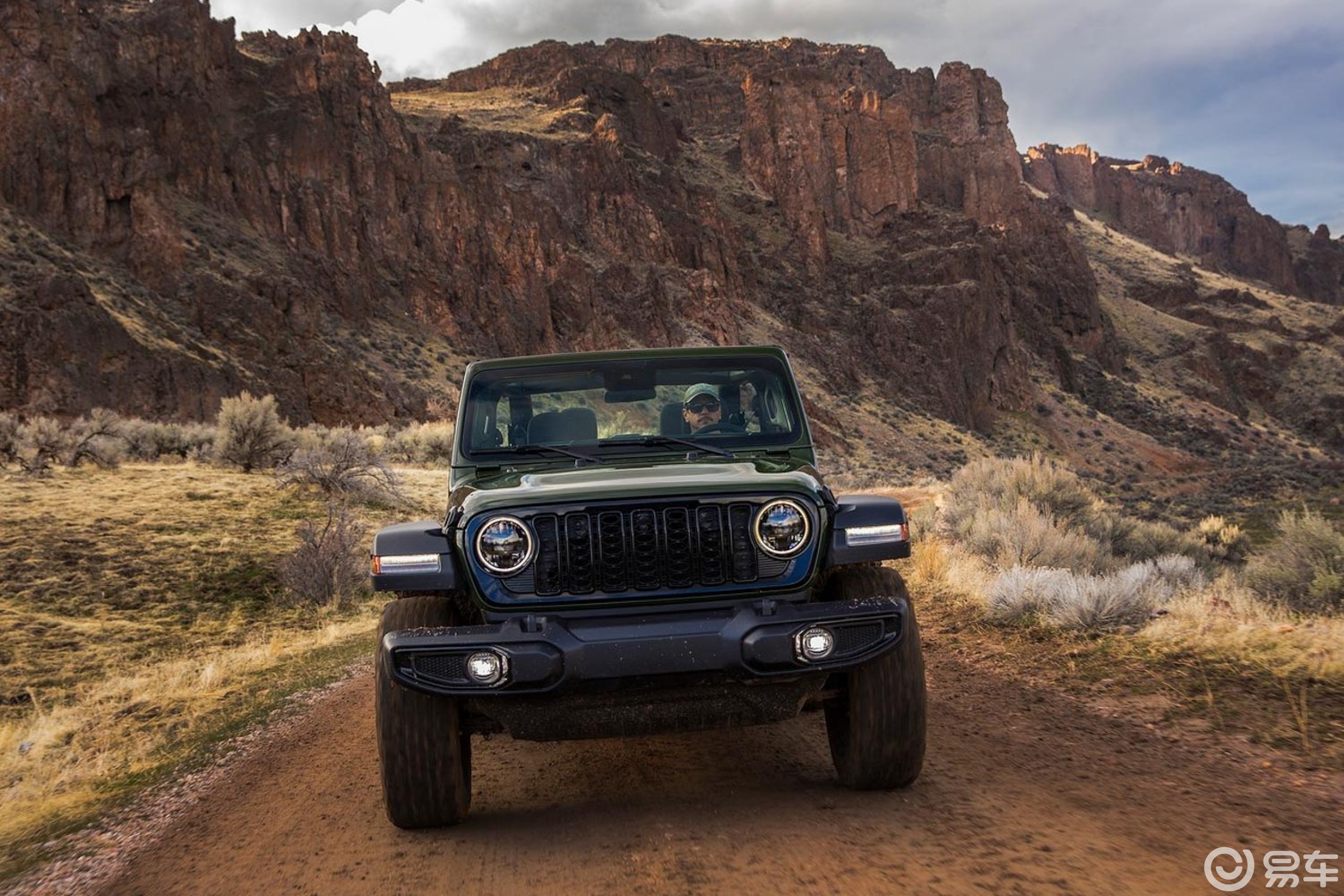 【牧马人图片-汽车图片大全】-易车