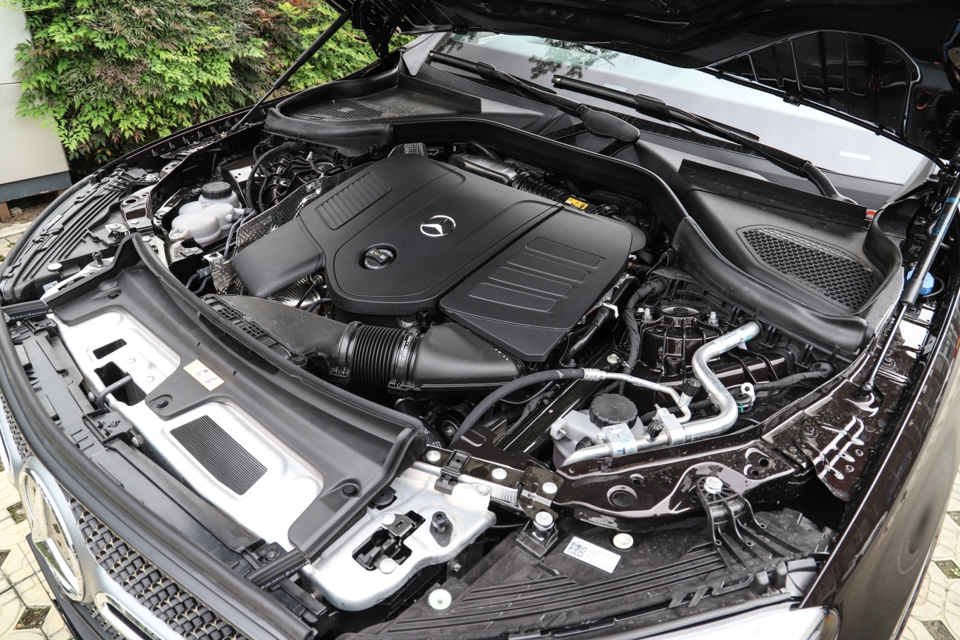 【奔驰GLCGLC 260 L 4MATIC 动感型 5座动力底盘图片-汽车图片大全】-易车