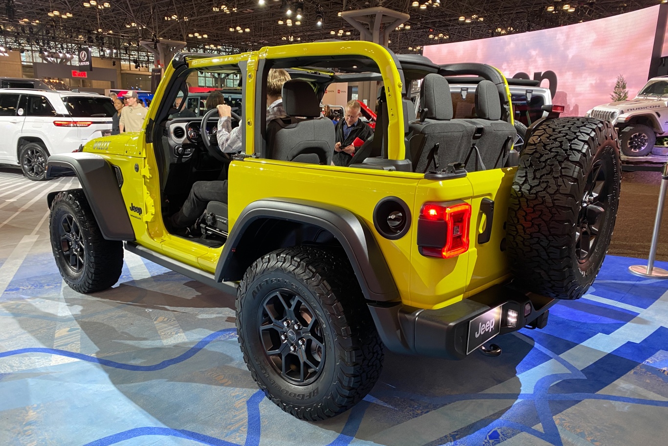 【牧马人图片-汽车图片大全】-易车