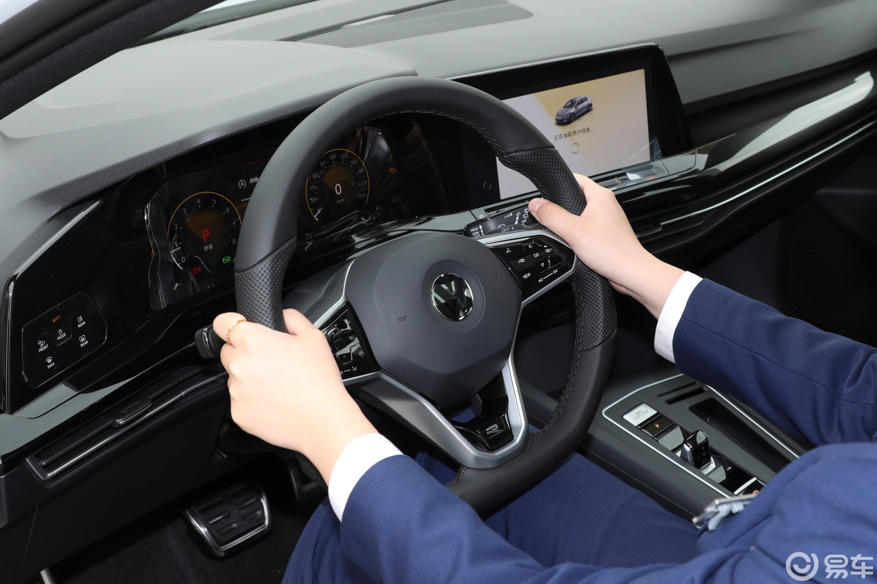 【高尔夫改款 280TSI R-Line Lite主驾驶位图片-汽车图片大全】-易车