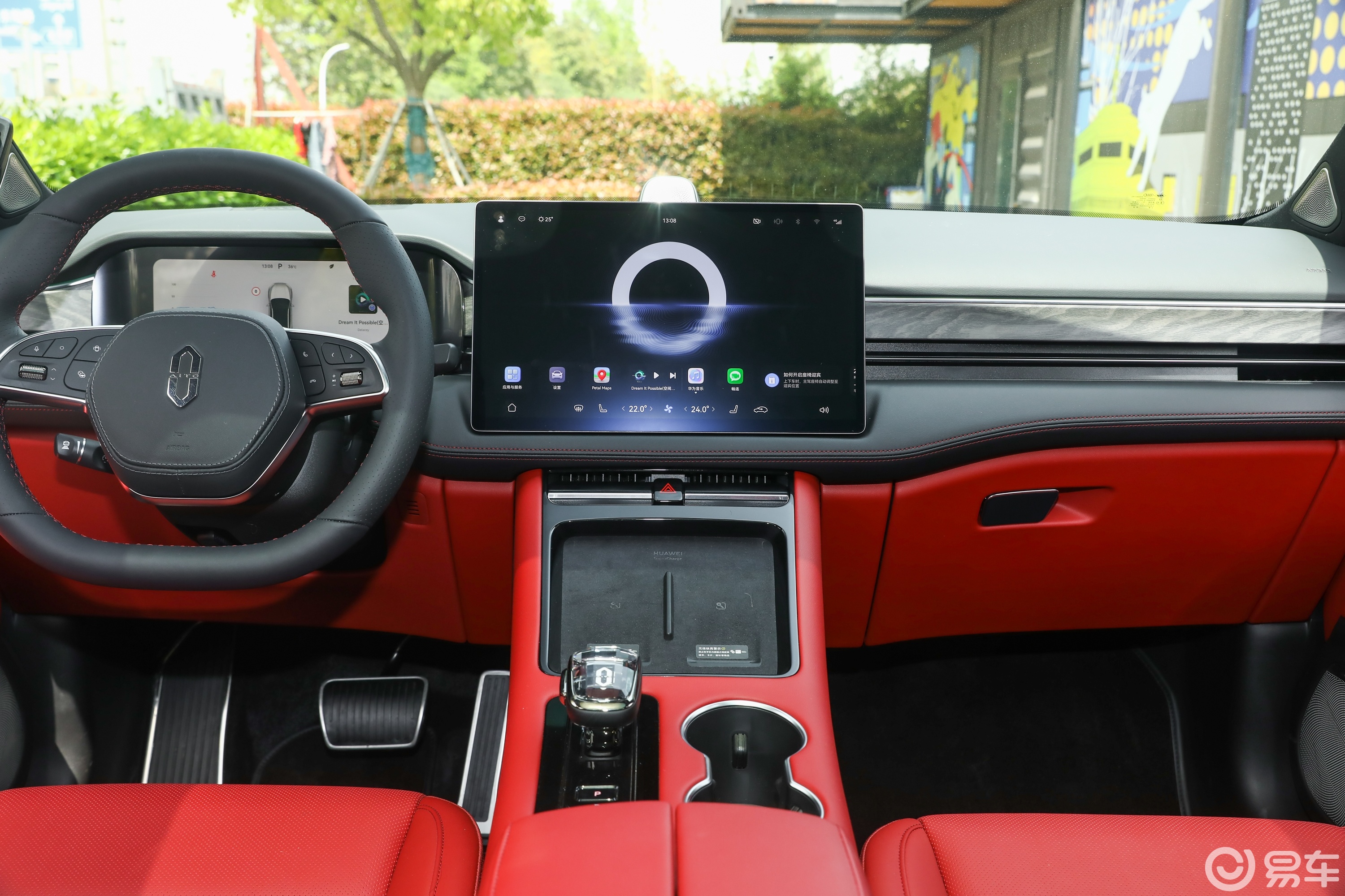 【问界M5纯电版 534km 四驱智驾版中控台整体图片-汽车图片大全】-易车