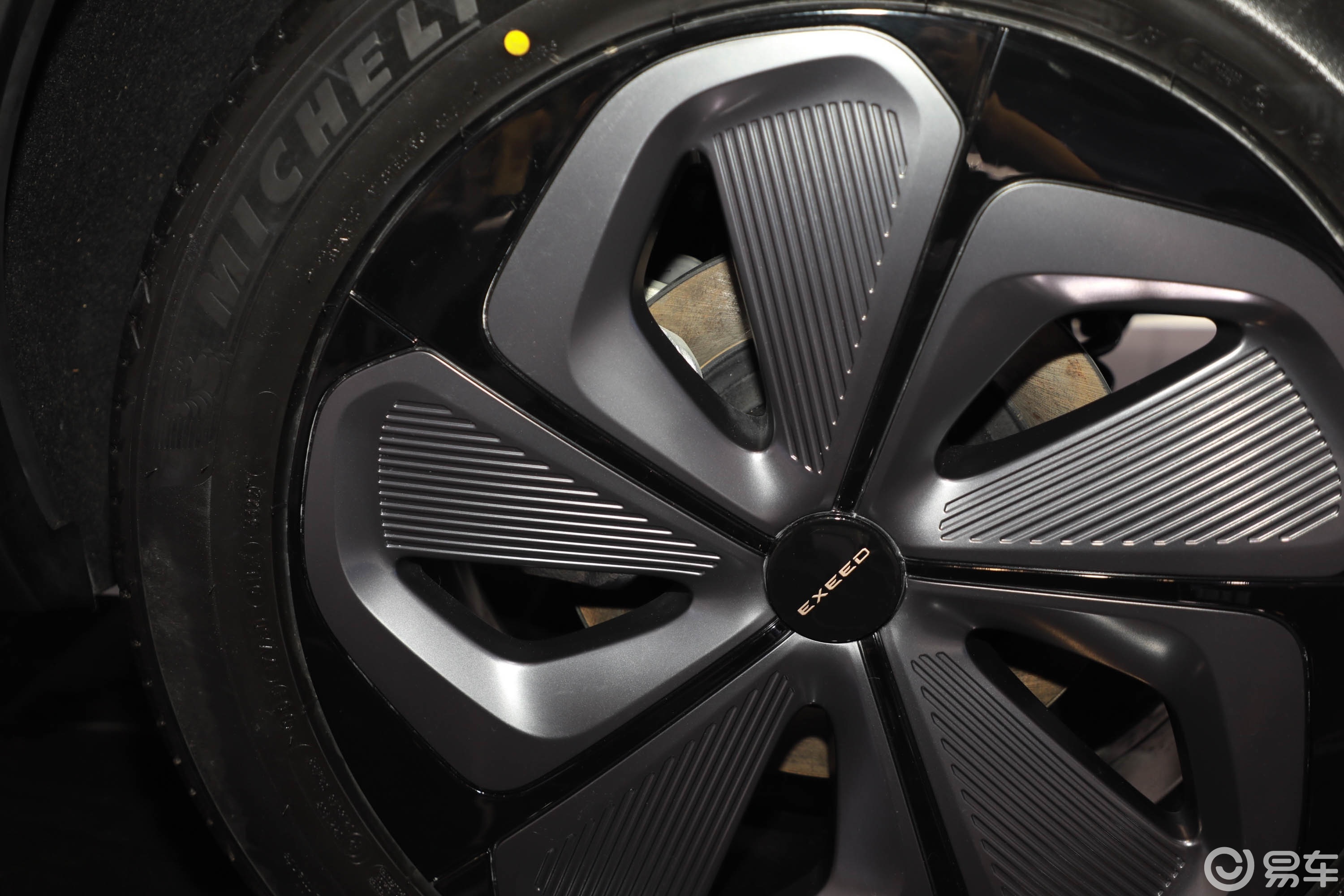 【星途瑶光C-DM1.5T 165km 四驱顶配版图片-汽车图片大全】-易车