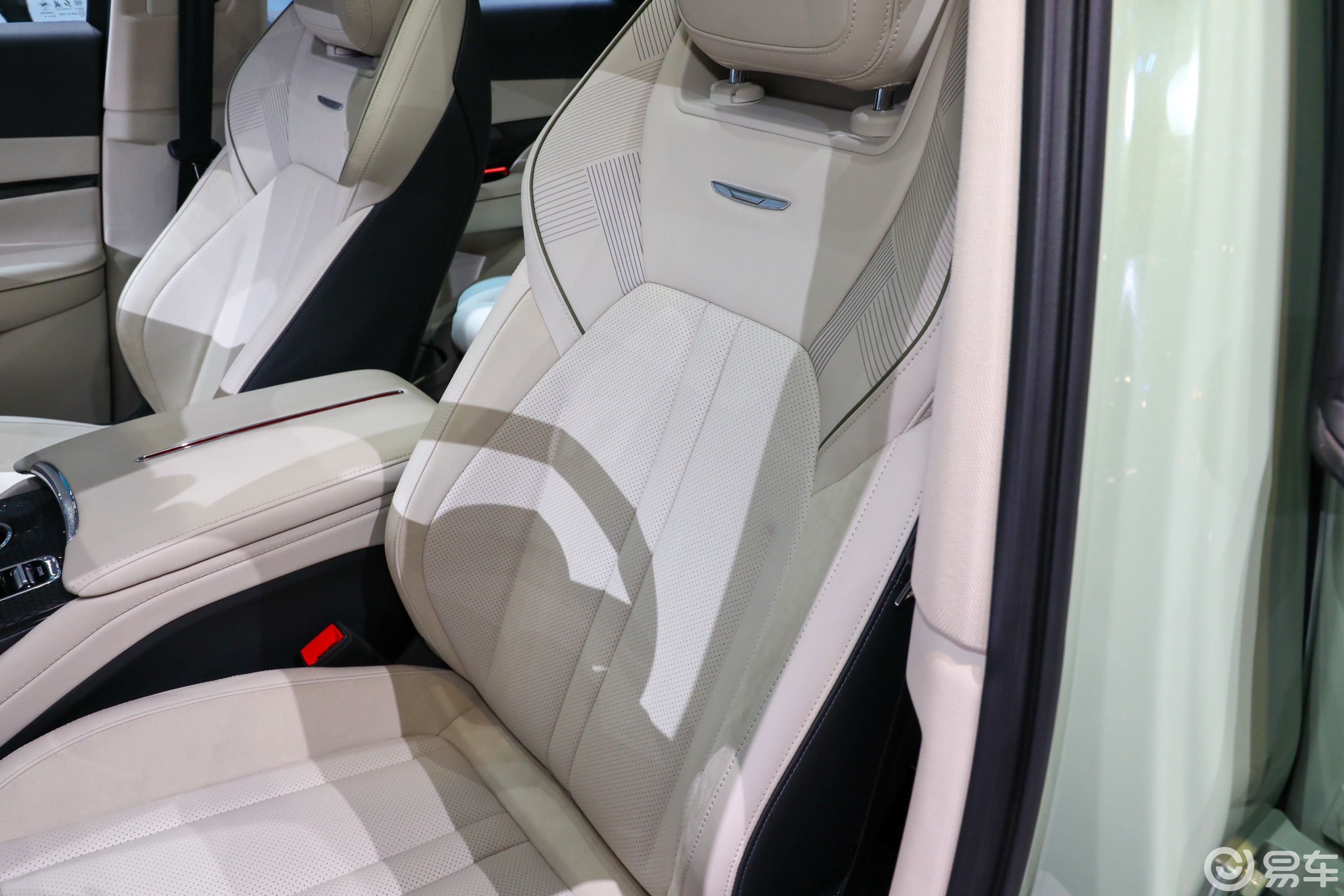 【红旗HS3图片-汽车图片大全】-易车