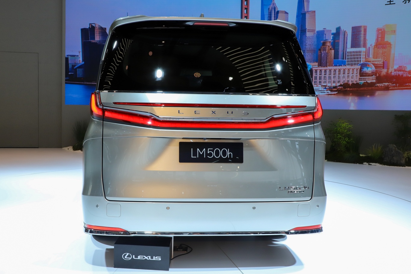 【雷克萨斯LM500h 御世版 4座外观图片-汽车图片大全】-易车