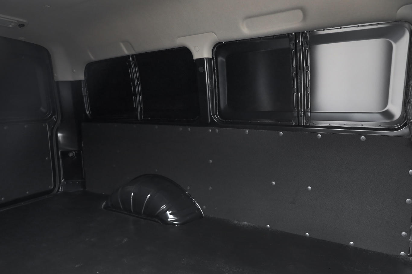 【菱智V3 1.6L 基本型 2座后排空间图片-汽车图片大全】-易车