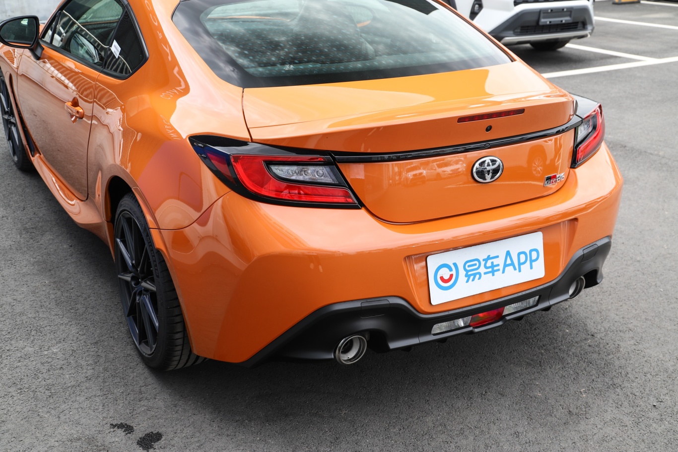 【丰田86GR 86 2.4L 十周年纪念版外观细节图片-汽车图片大全】-易车