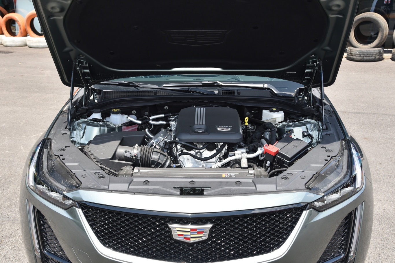 【凯迪拉克CT528T 尊贵型前舱整体图片-汽车图片大全】-易车