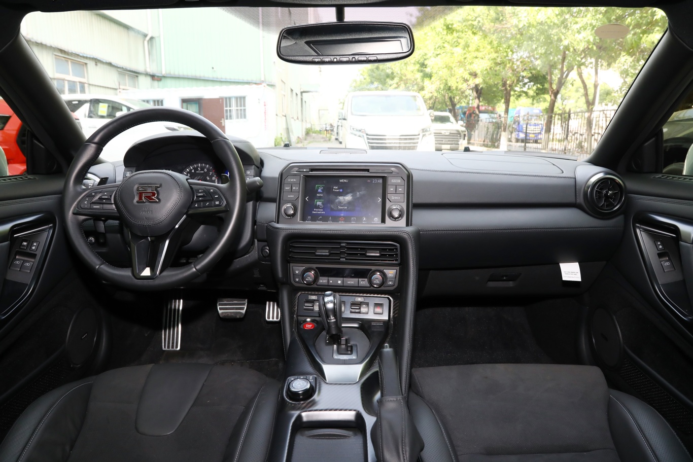 【GT-R3.8T Premium内饰全景正拍图片-汽车图片大全】-易车