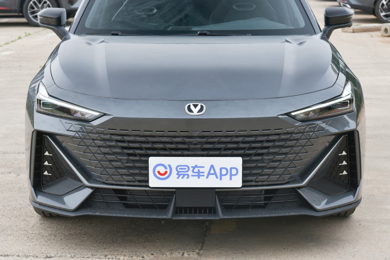 【长安UNI-V1.5T 尊享型外观图片-汽车图片大全】-易车