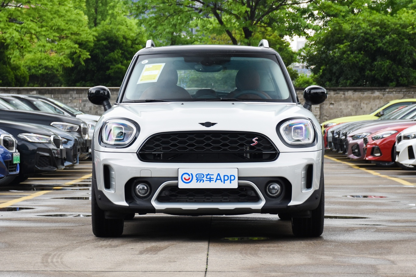 【MINI COUNTRYMAN改款二 2.0T COOPER S ALL4 鉴赏家正前水平图片-汽车图片大全】-易车