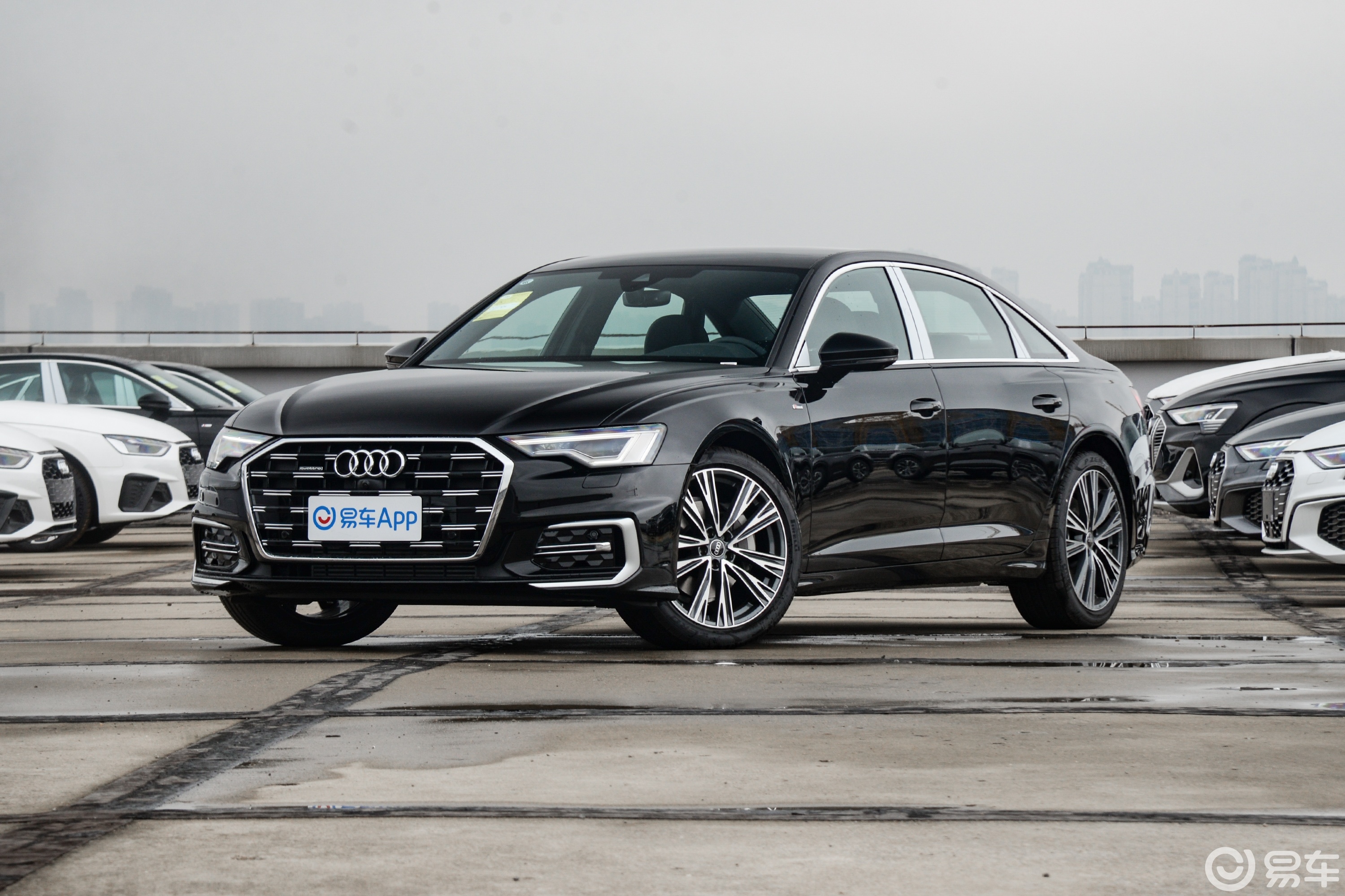 【奥迪A6L改款 45 TFSI quattro 尊享动感型侧前45度车头向左水平图片-汽车图片大全】-易车