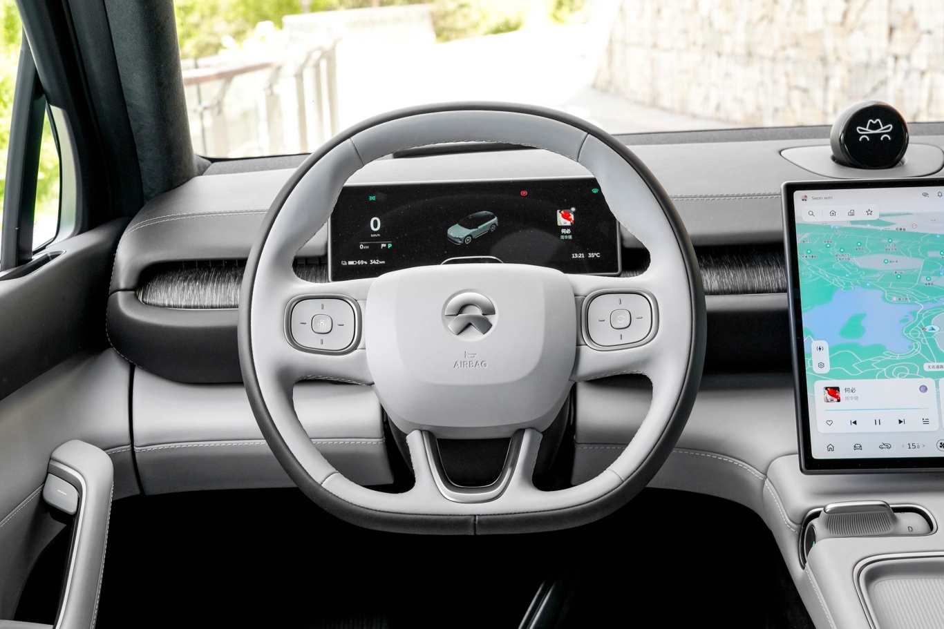 【蔚来ES6490km 75kWh方向盘图片-汽车图片大全】-易车