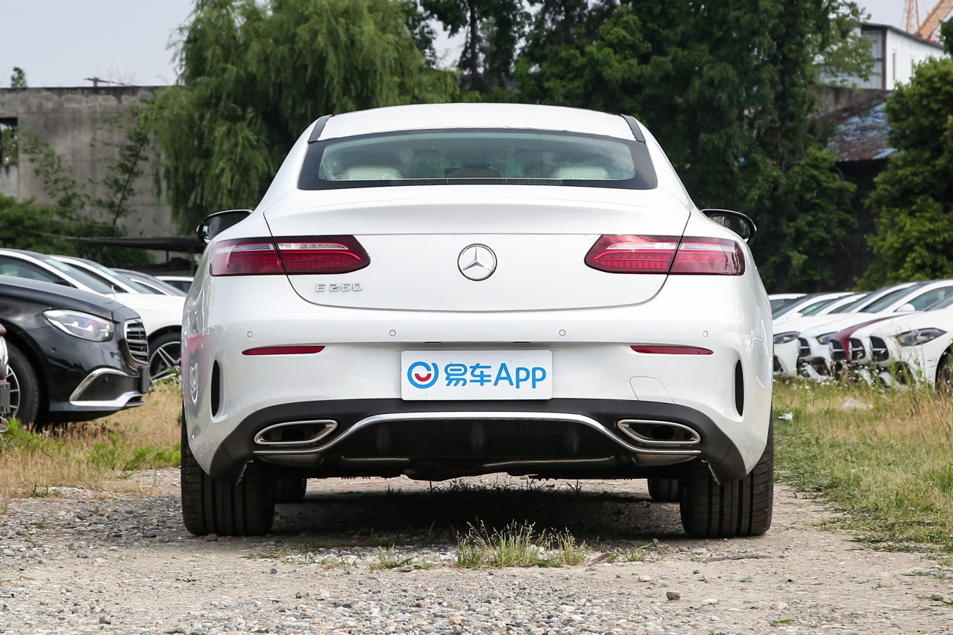 【奔驰E级(进口)改款 E 260 轿跑车正后水平图片-汽车图片大全】-易车
