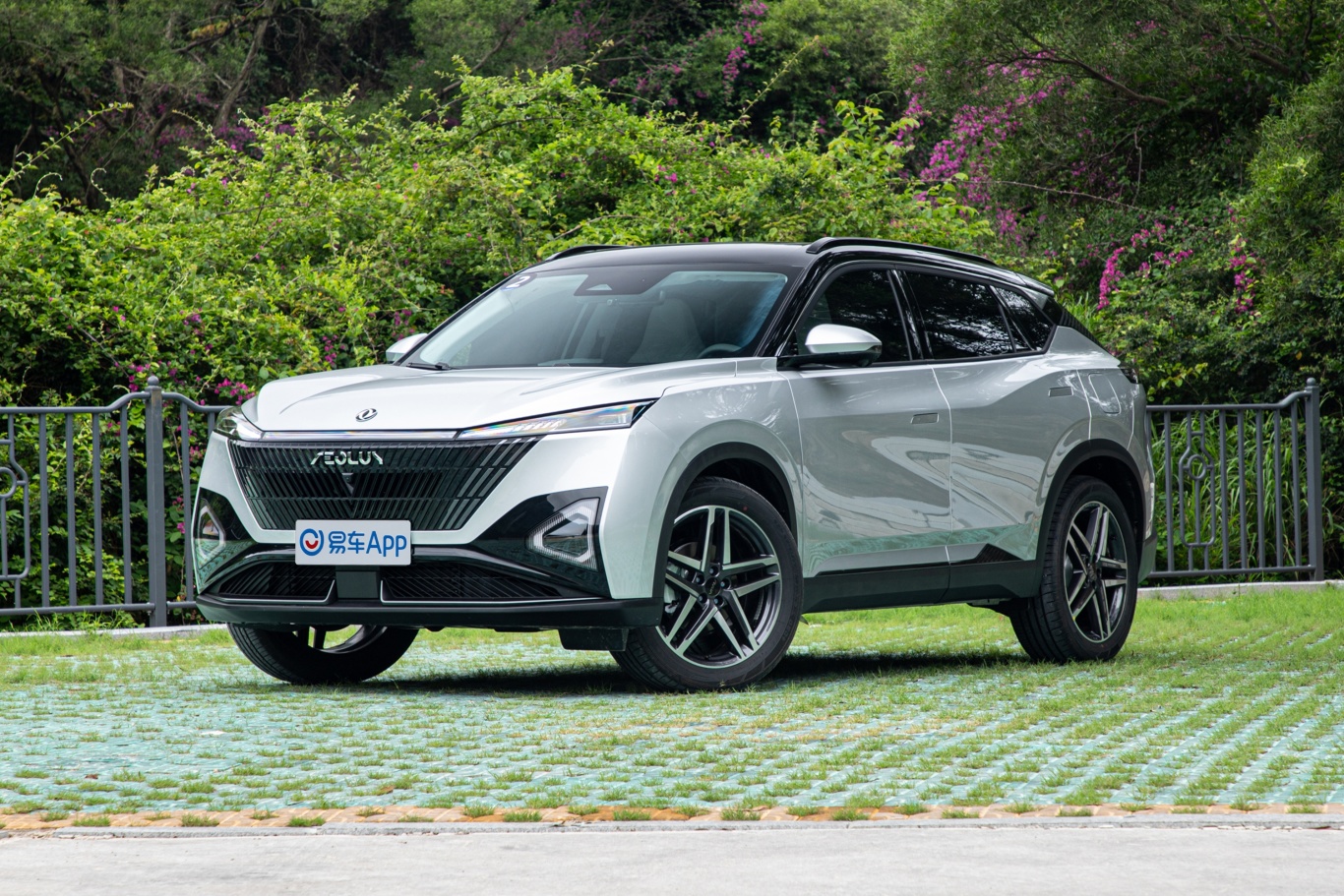 【皓瀚DH-i 1.5T 旗舰版侧前45度车头向左水平图片-汽车图片大全】-易车